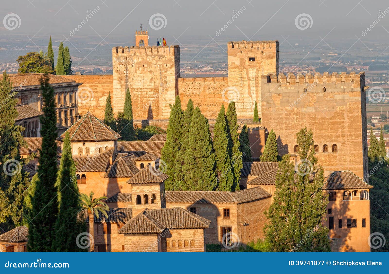 Alhambra, Granada, Espanha imagem de stock. Imagem de sunset - 39741877