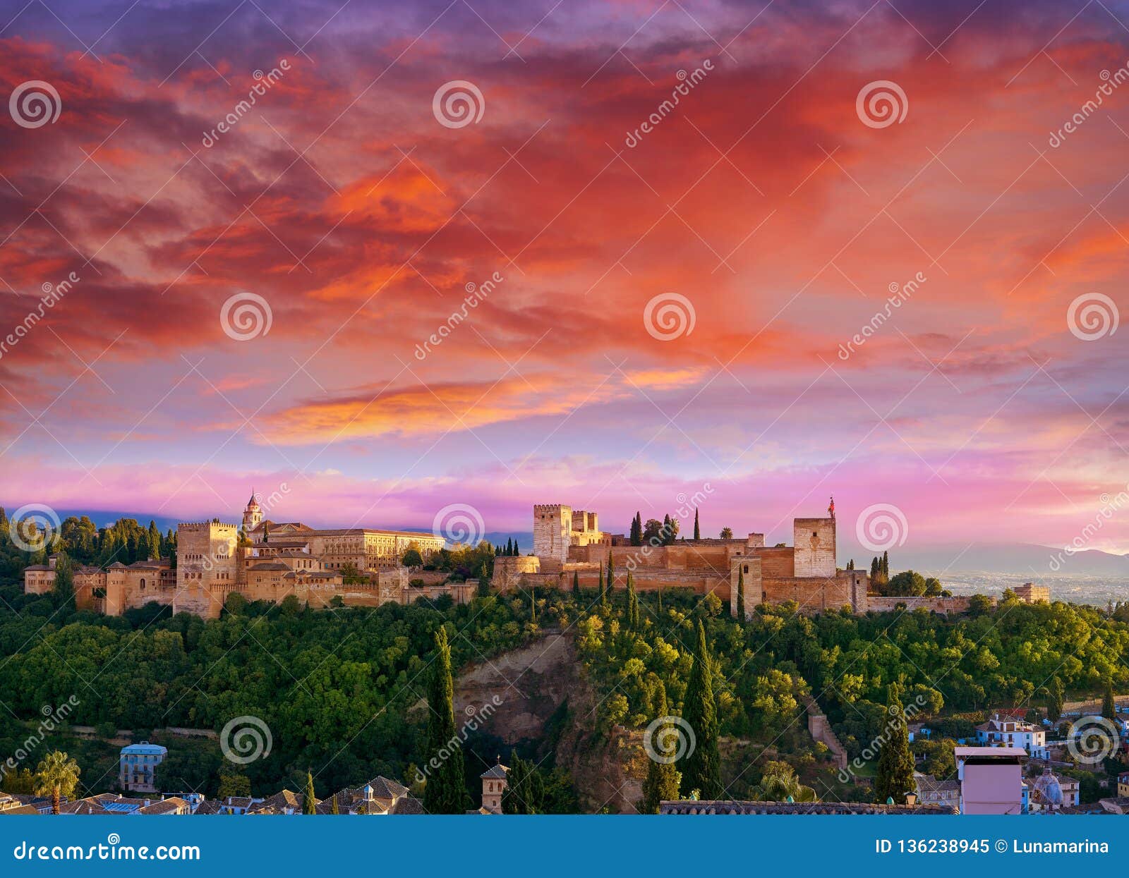 Alhambra Sunset in Granada of Spain Stock Image - Image of albayzin ...