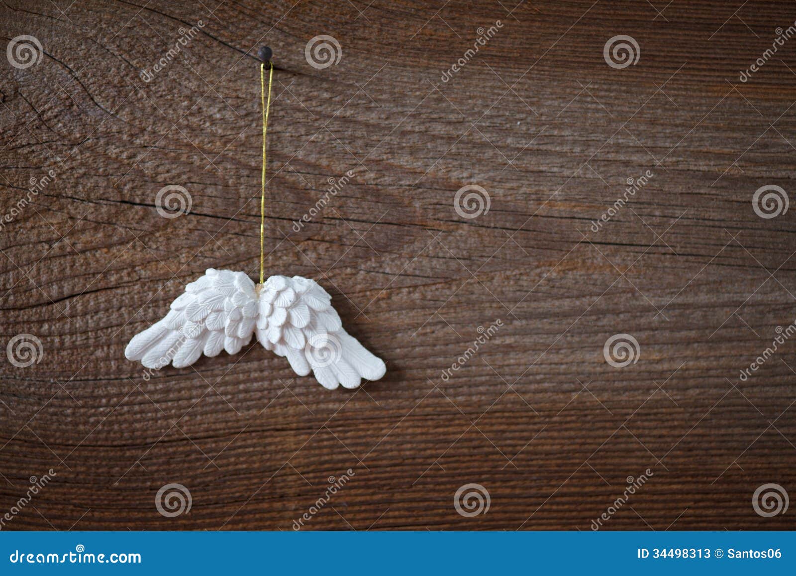 Ali di angelo immagine stock. Immagine di natale, festività - 34498313