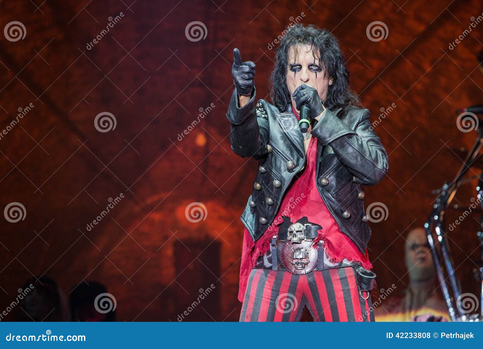 Alice Cooper s horror show editorial stock photo. Image of performance ...