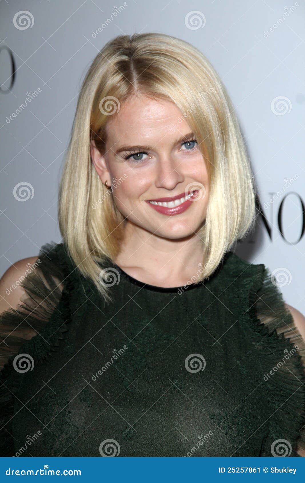 Alice Eve editorial photo. Image of alice, flagship, hills - 25257861