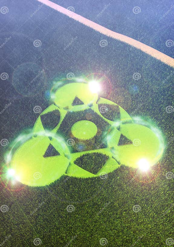 Alien crop circle stock illustration. Illustration of encounters - 14556013