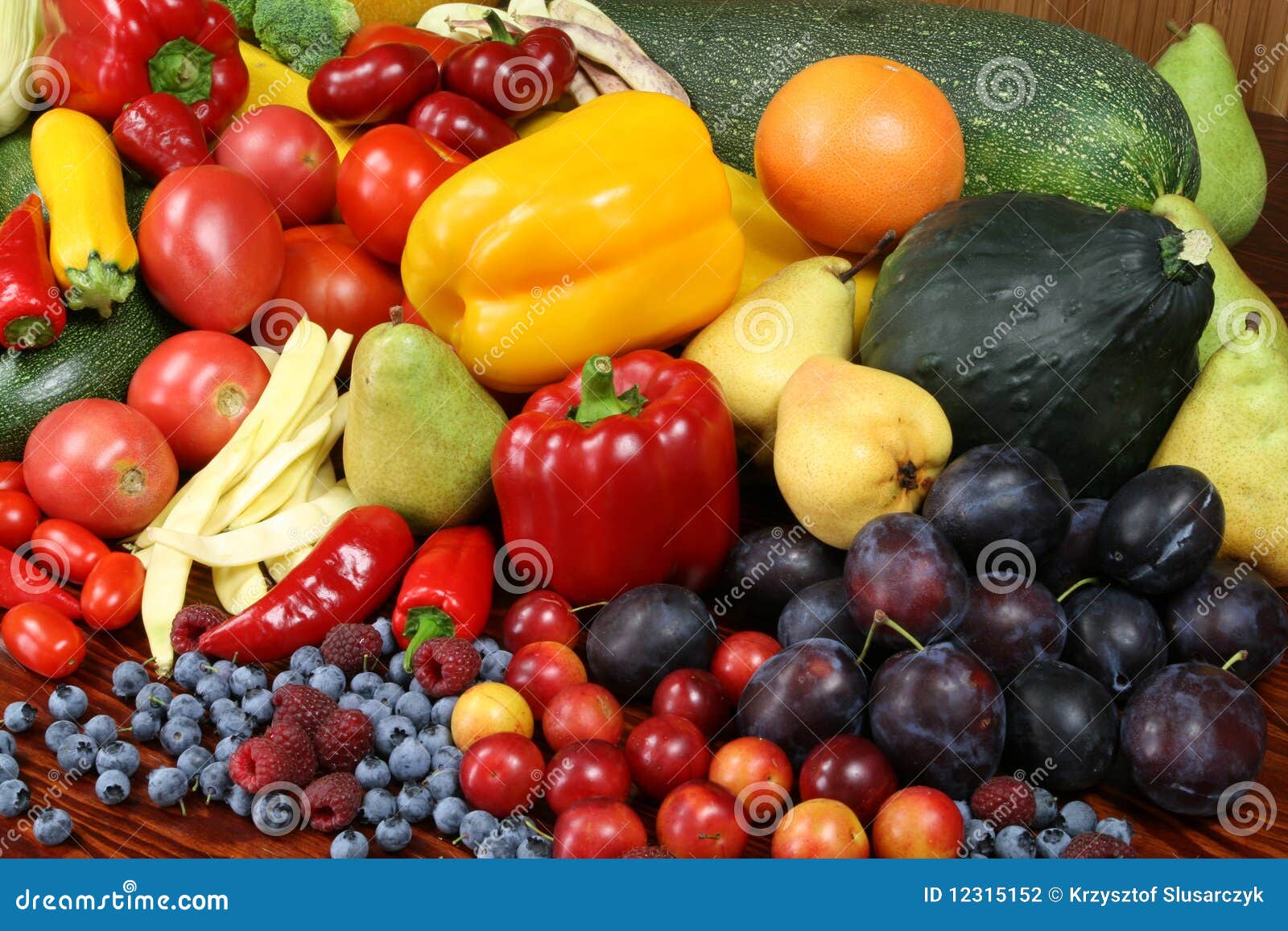 Alimento biológico foto de archivo. Imagen de productos - 12315152