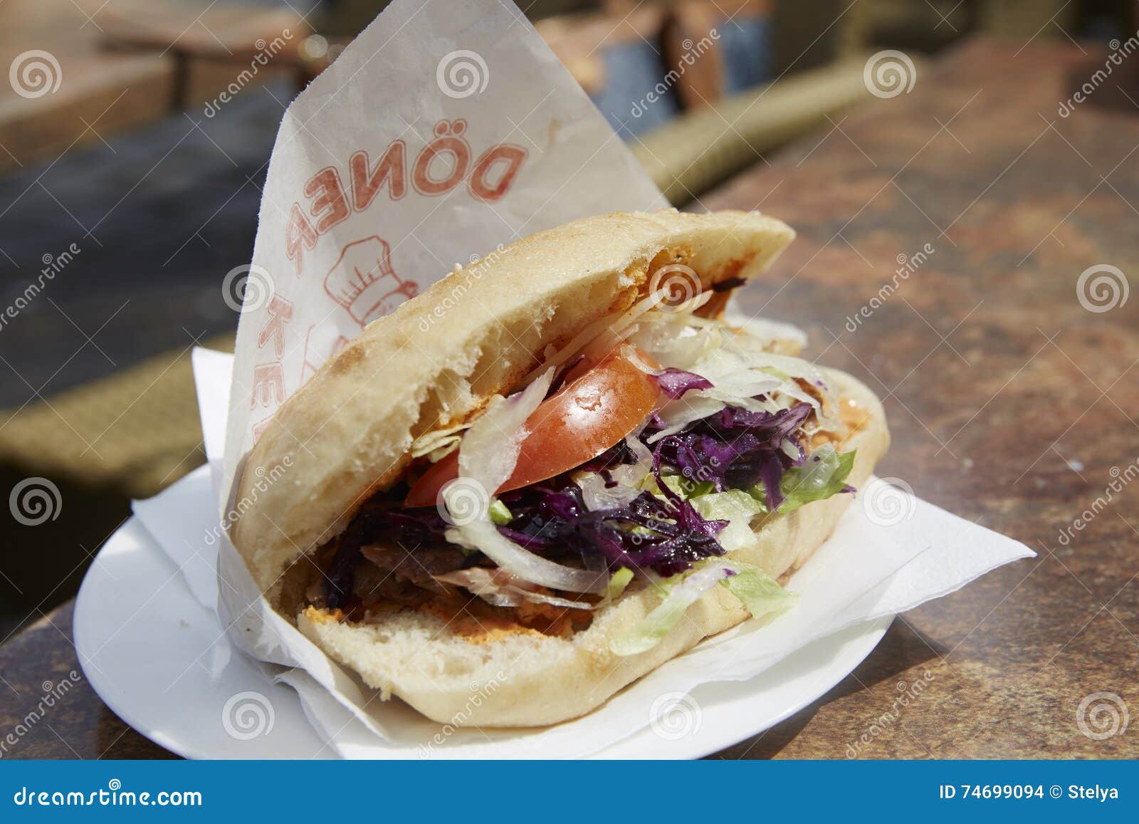 Alimento Del Turco De Doner Kebab Foto de archivo - Imagen de calle ...
