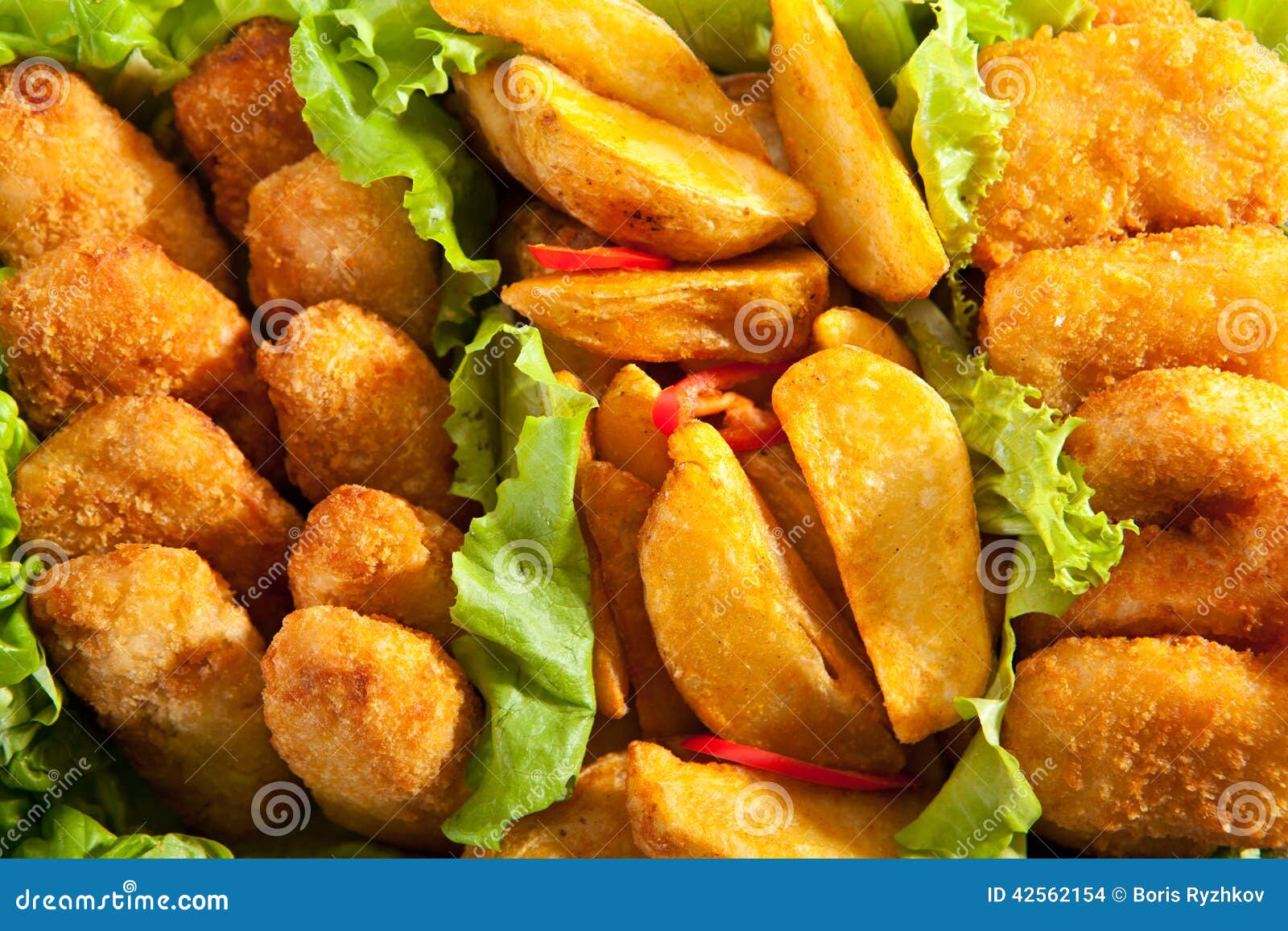 Alimento frito foto de archivo. Imagen de virutas, alimento - 42562154