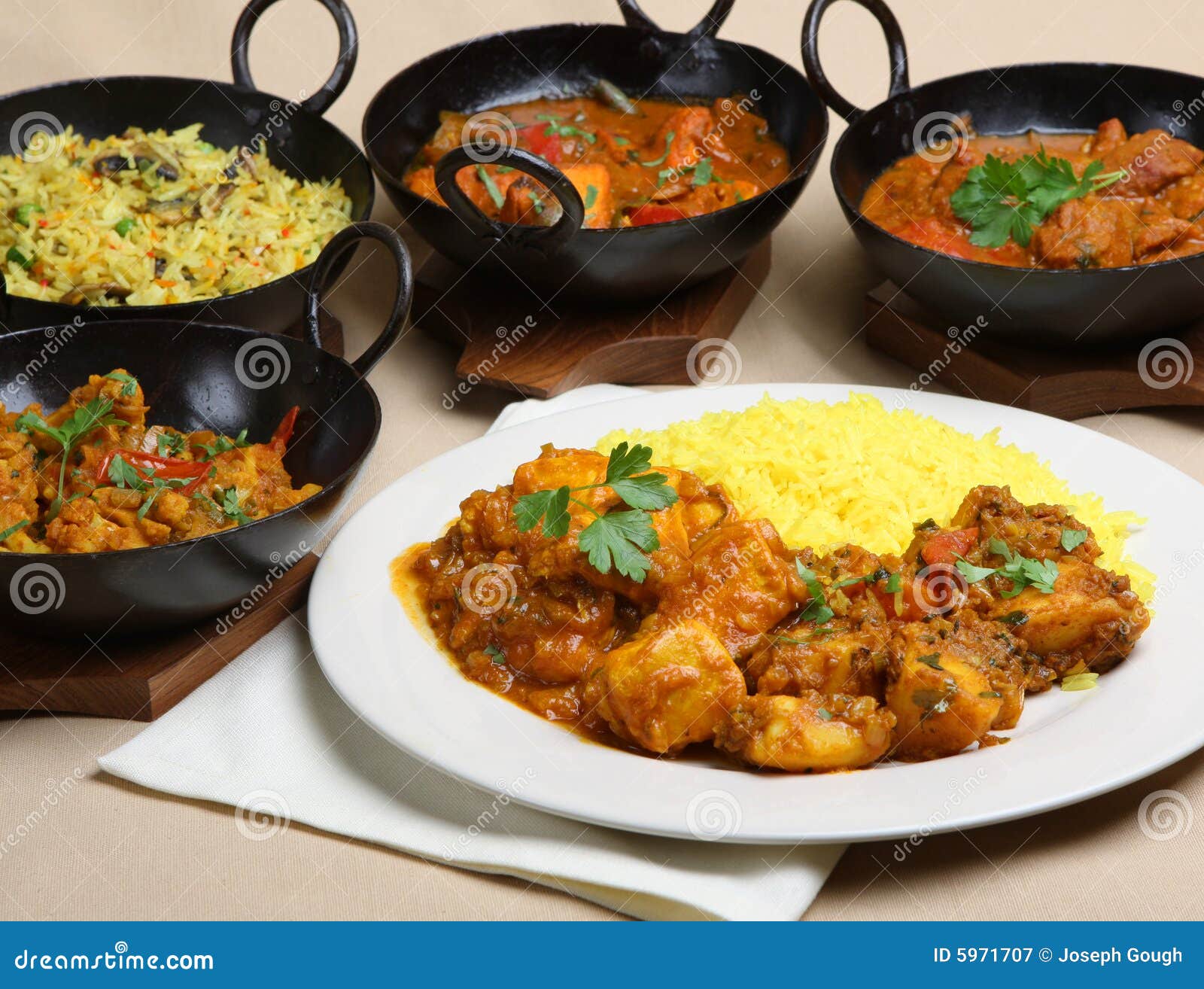 Alimento Indio De La Comida Del Curry Imagen de archivo - Imagen de ...
