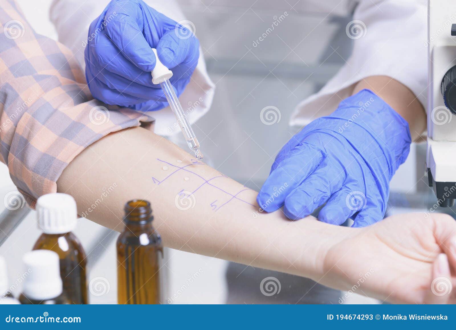 Allergy Tests in Laboratory Stock Image - Image of hypersensitive, coat ...