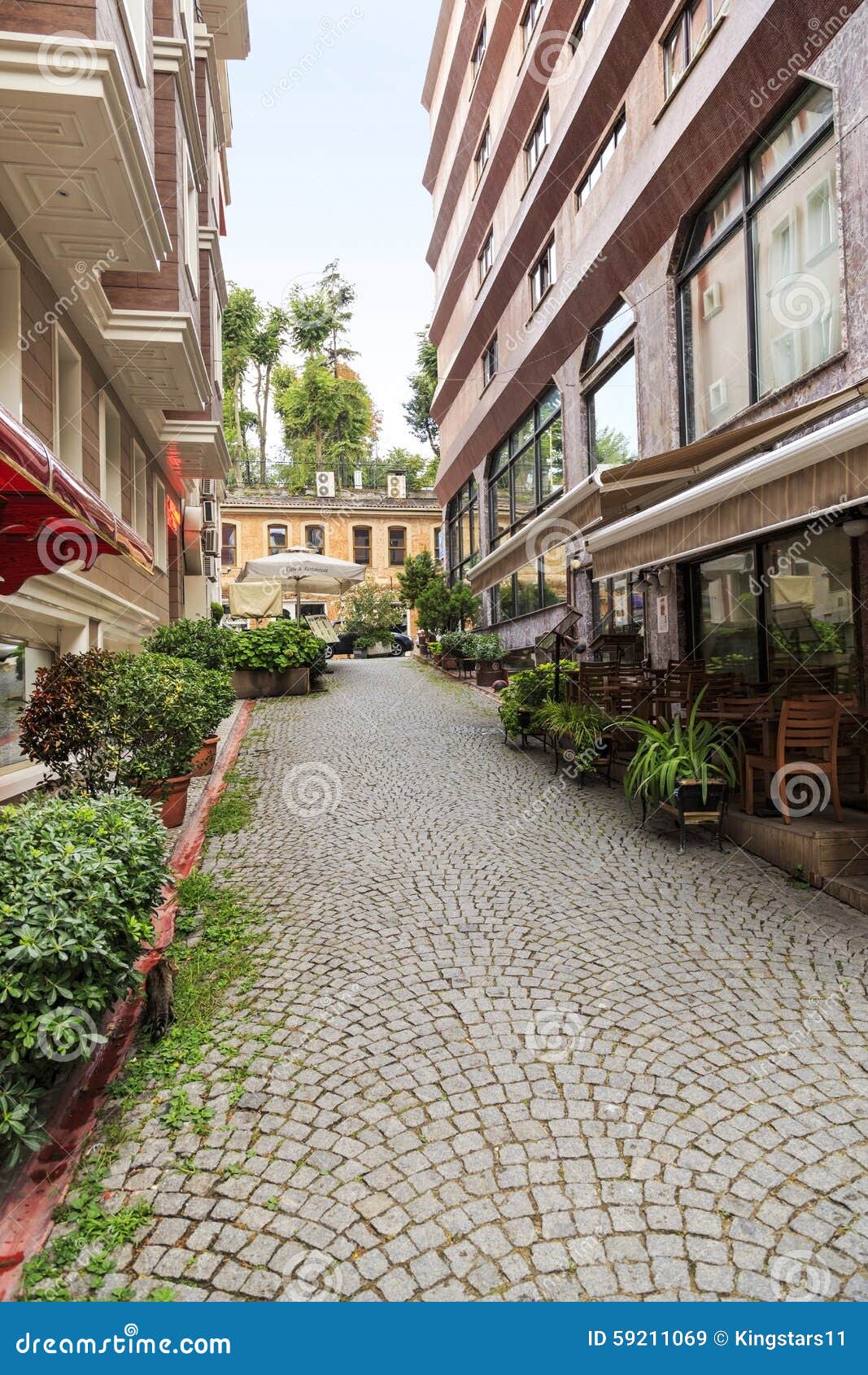 Alley on Old Istanbul Town. Stock Image - Image of alley, color: 59211069
