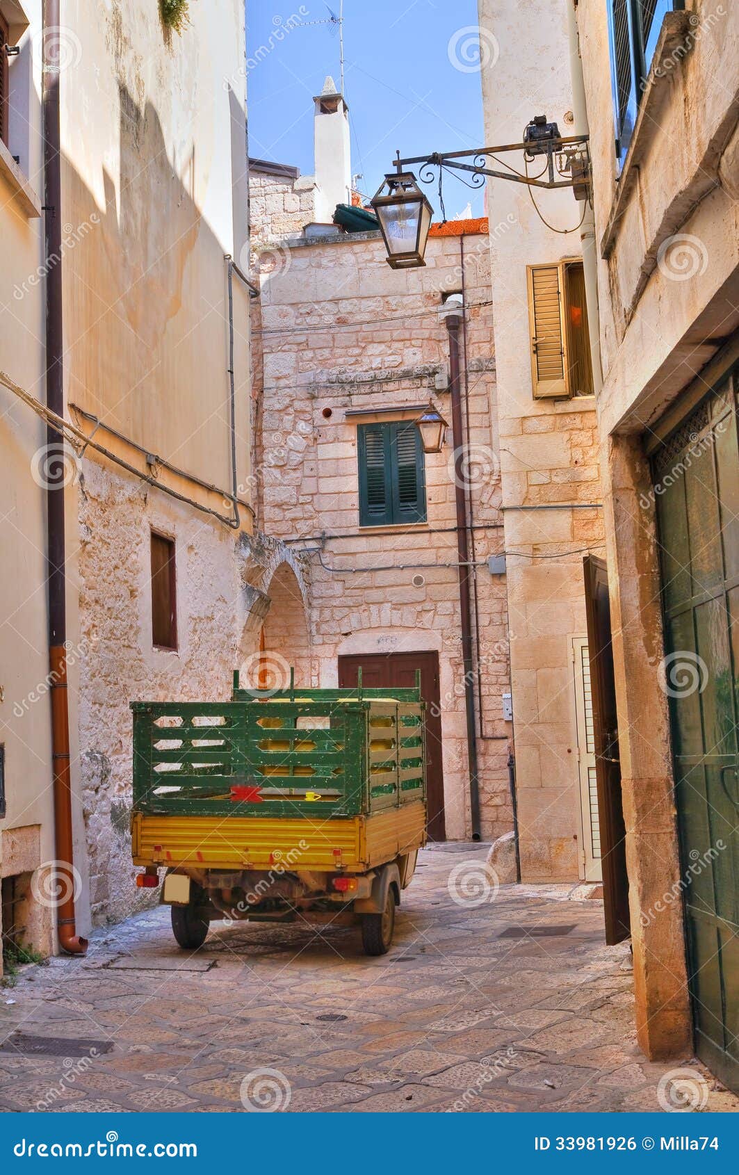 Alleyway. Conversano. Puglia. Italy. Stock Photo - Image of apulia ...