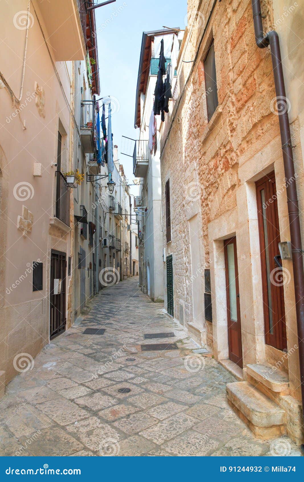 Alleyway. Conversano. Puglia. Italy. Stock Photo - Image of antique ...