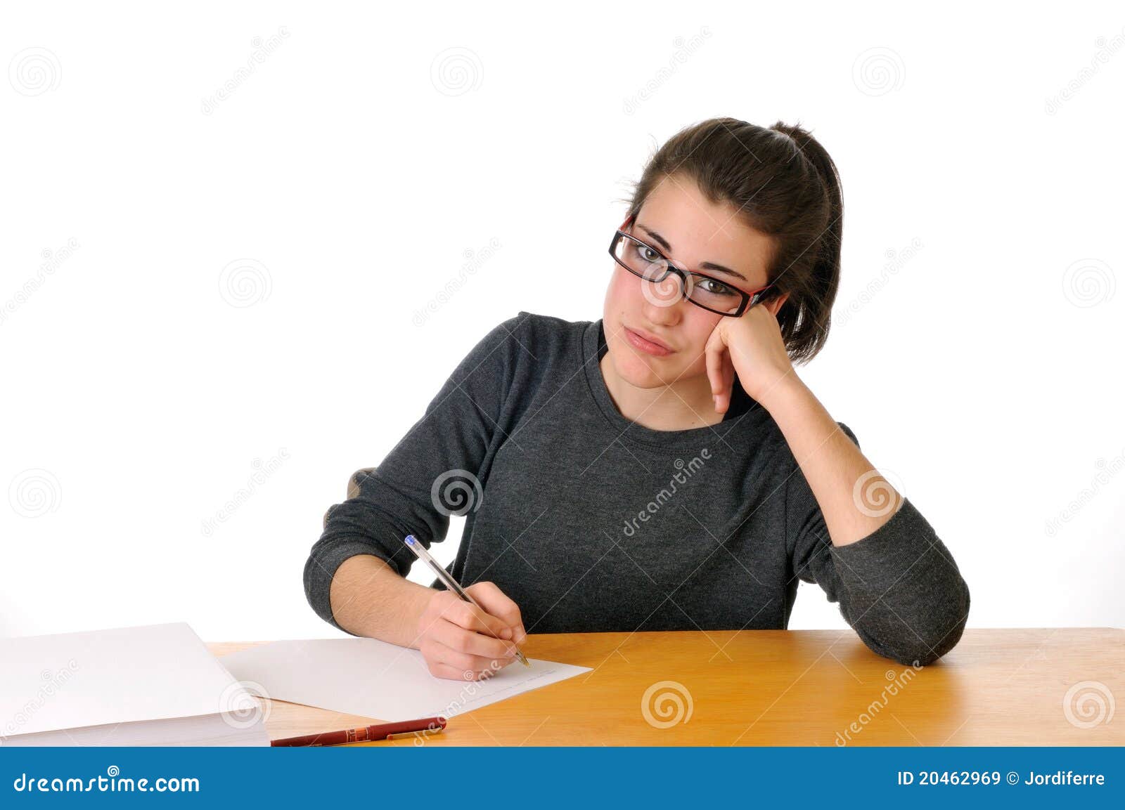 Allievo annoiato immagine stock. Immagine di housework - 20462969