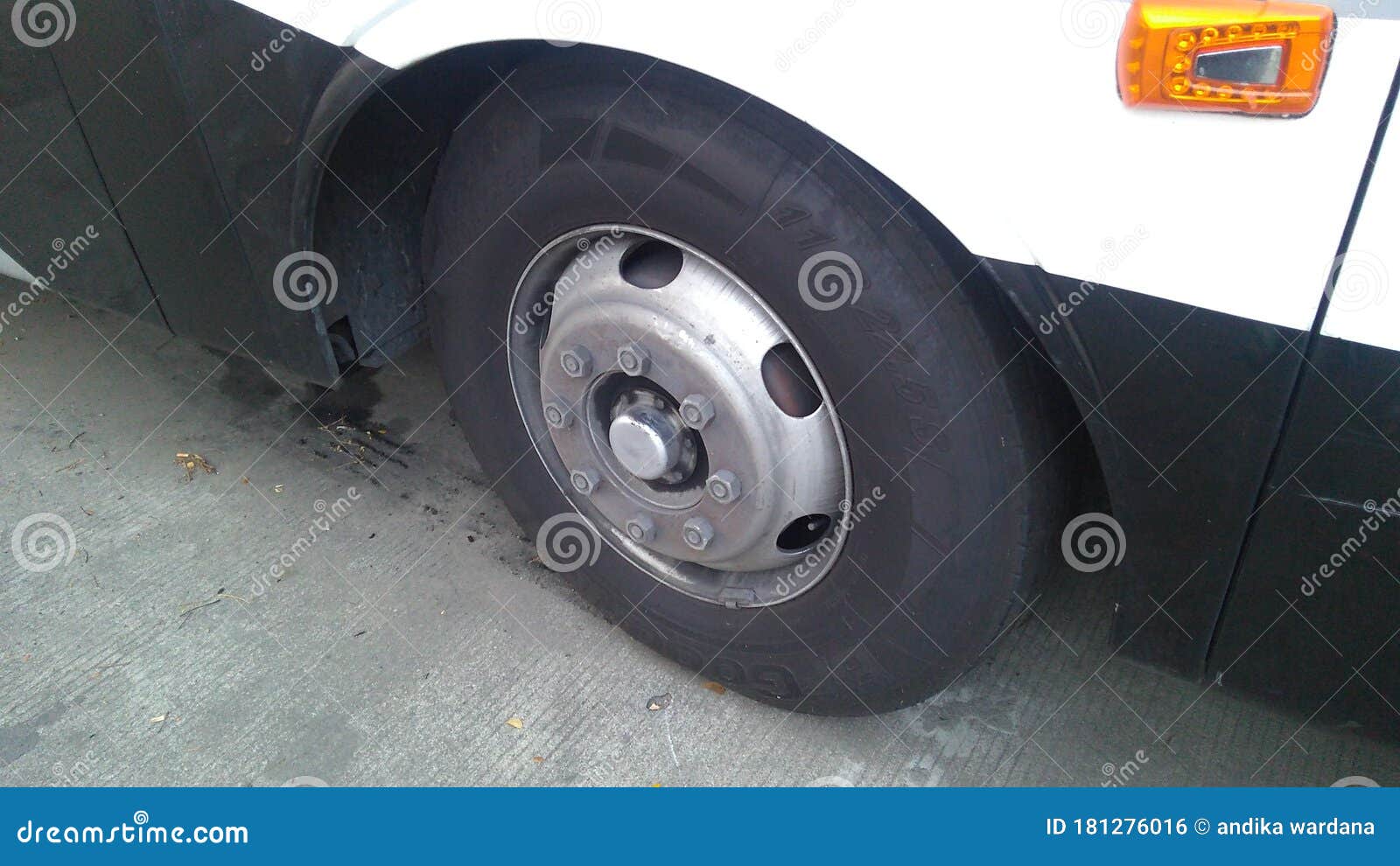 Alloy wheels and bus tires editorial photo. Image of sparepart - 181276016