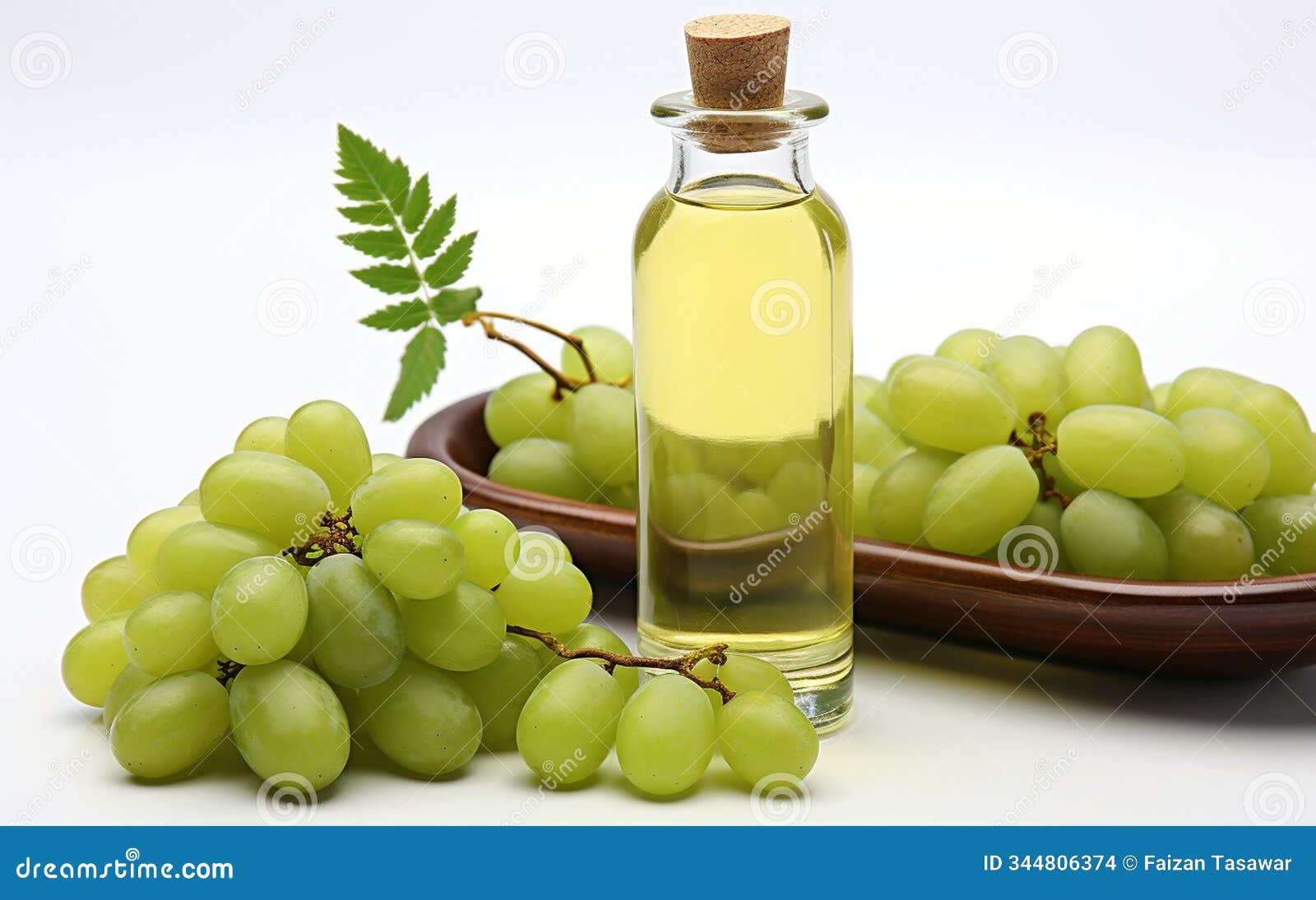 Alma Oil Bottle Transparent Background Stock Illustration ...