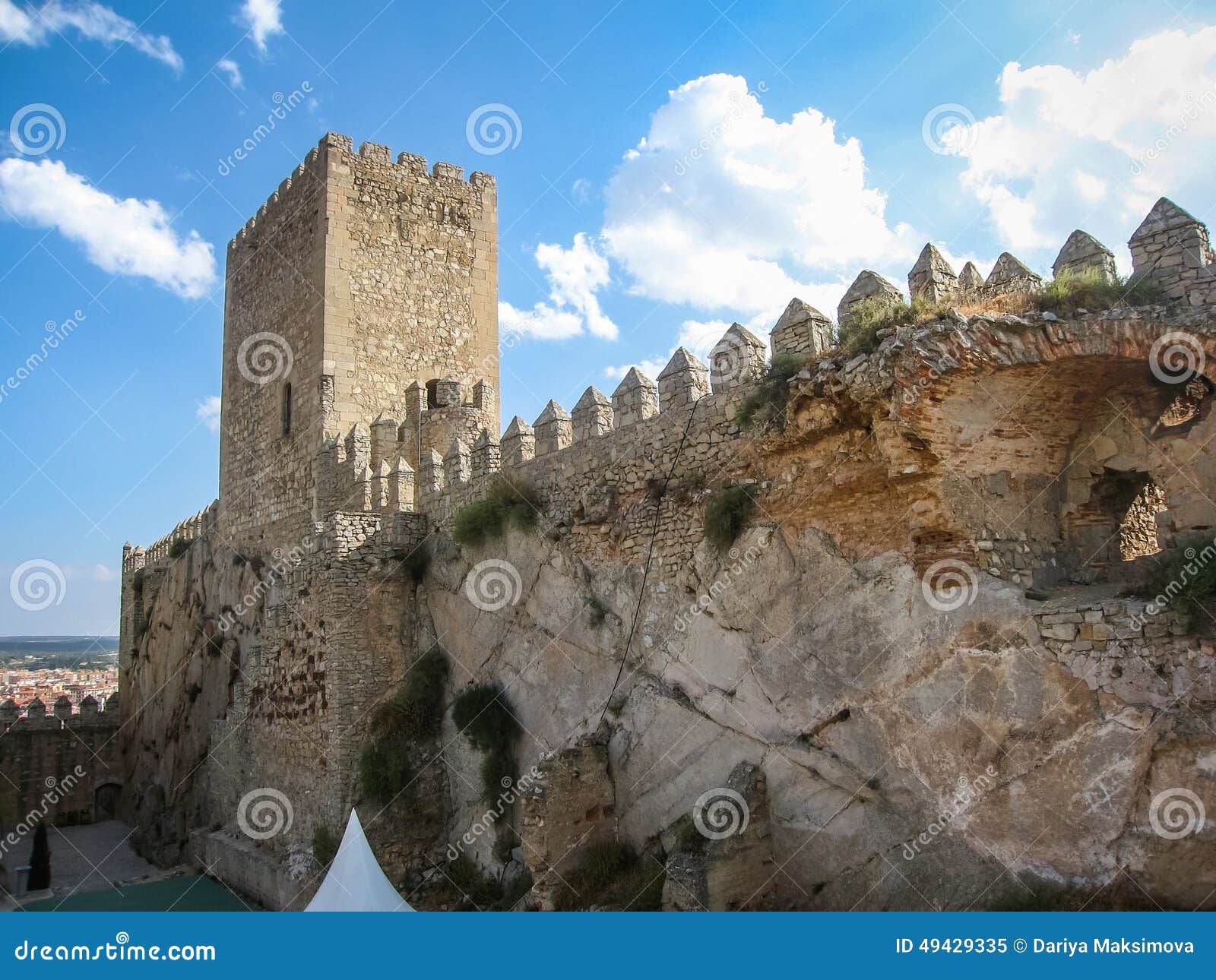 Almansa Castle, Castilla La Mancha, Spain Stock Image - Image of ...