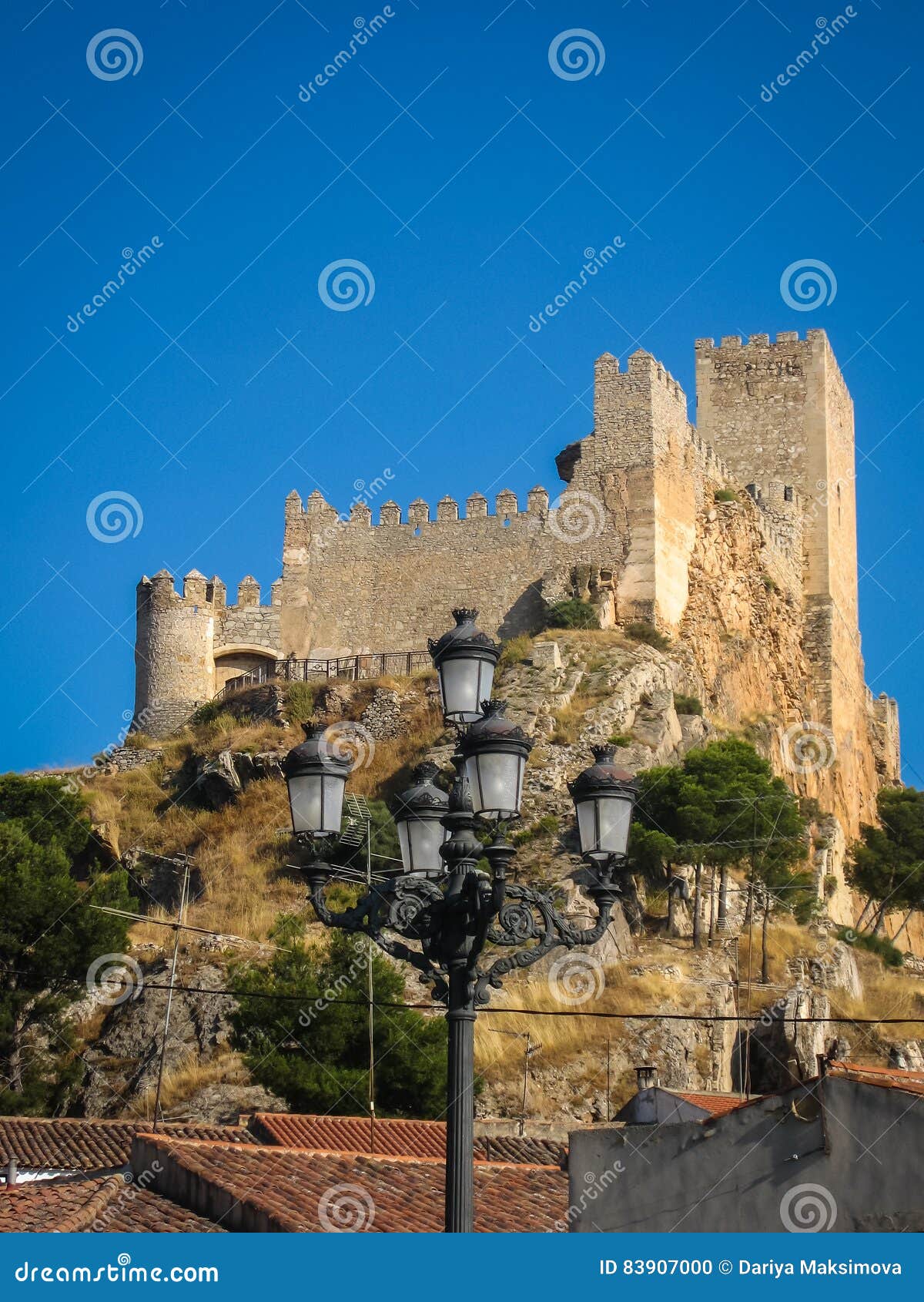 Almansa Castle, Castilla La Mancha, Spain Stock Photo - Image of ...