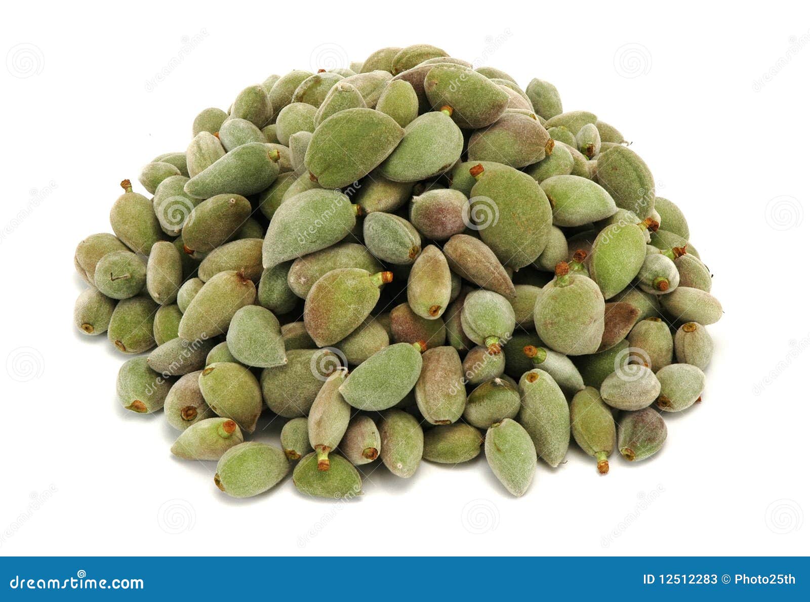 Almendra verde imagen de archivo. Imagen de almendra - 12512283