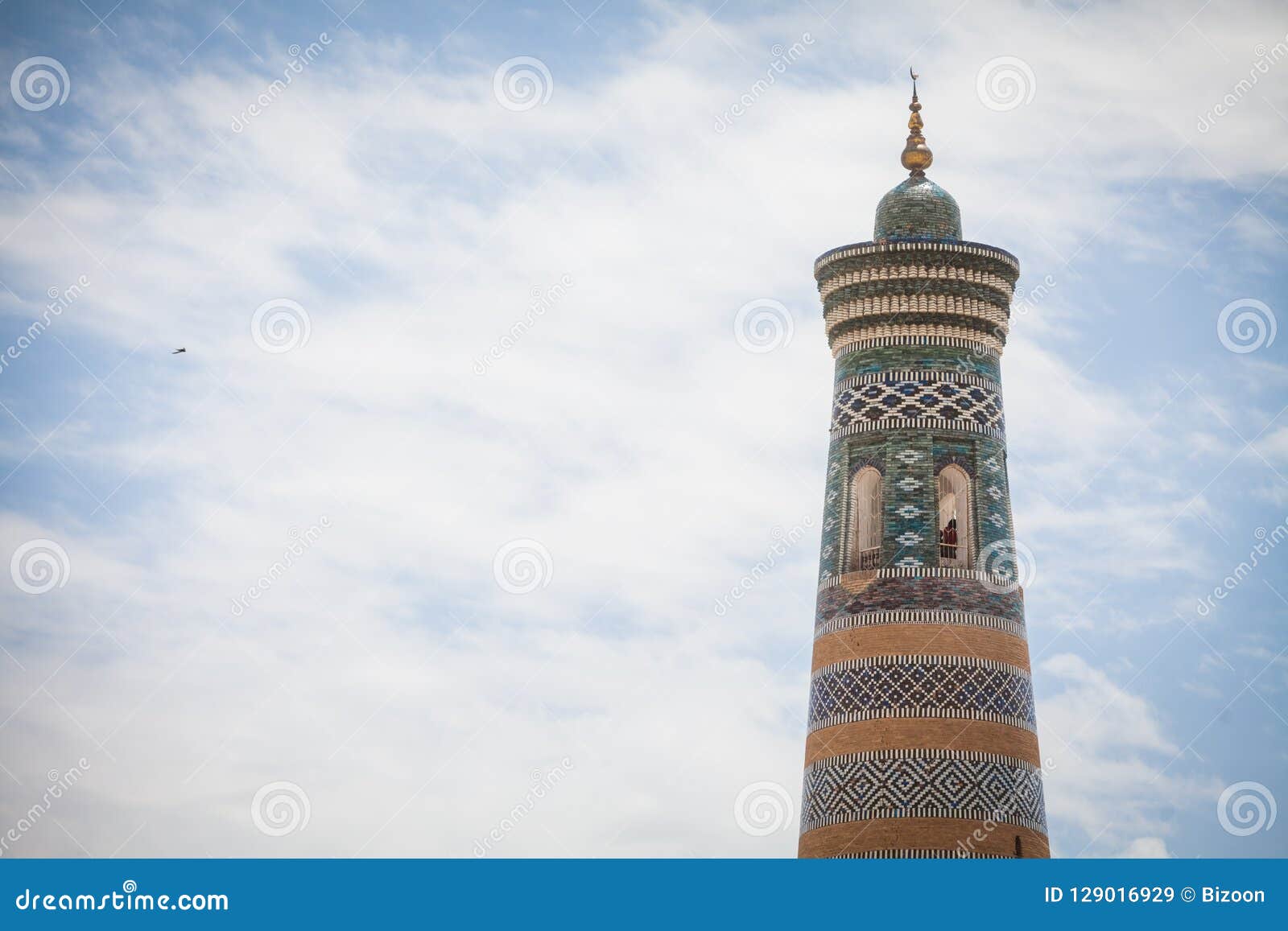 Alminar De Khoja Del Islam En Khiva Imagen de archivo - Imagen de ...