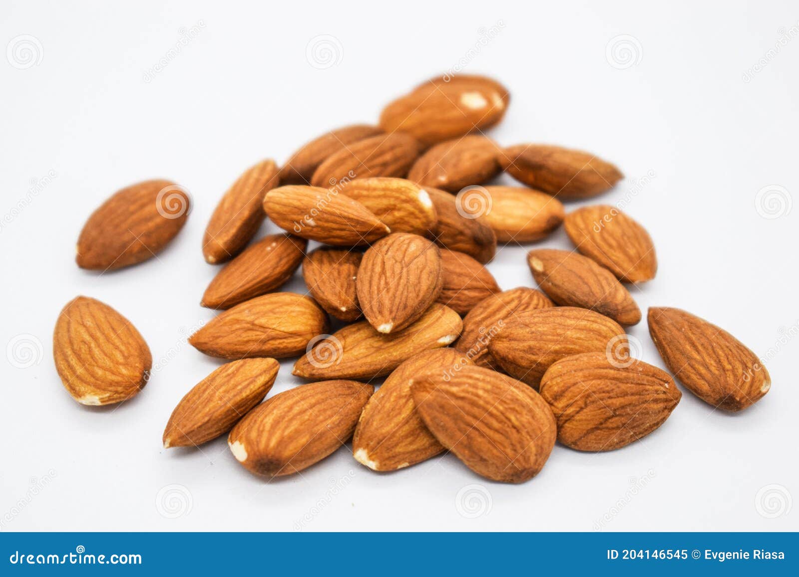 Almond. Pile of Almonds. Almond Nuts Isolated on White Background ...