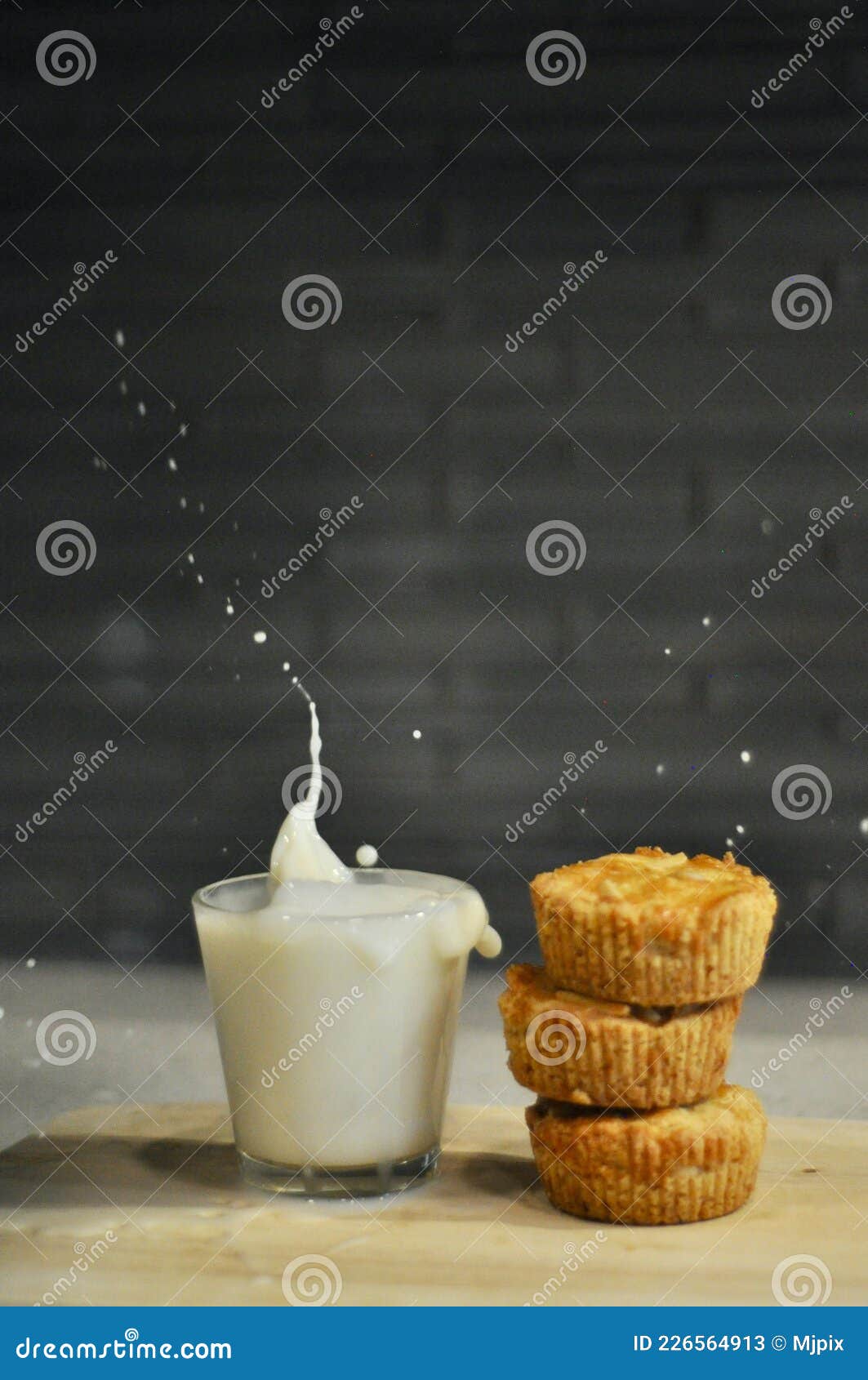 Rondo Cookies Stock Photos - Free & Royalty-Free Stock Photos from ...