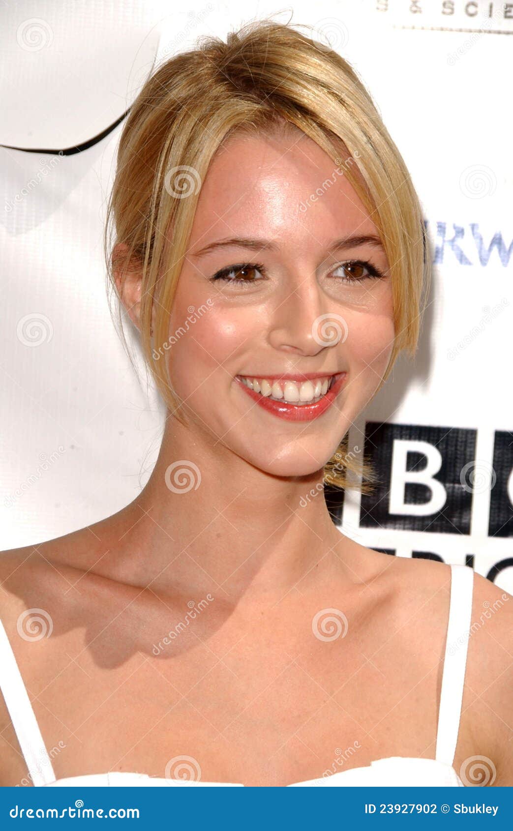 Alona Tal editorial photography. Image of angeles, emmy - 23927902