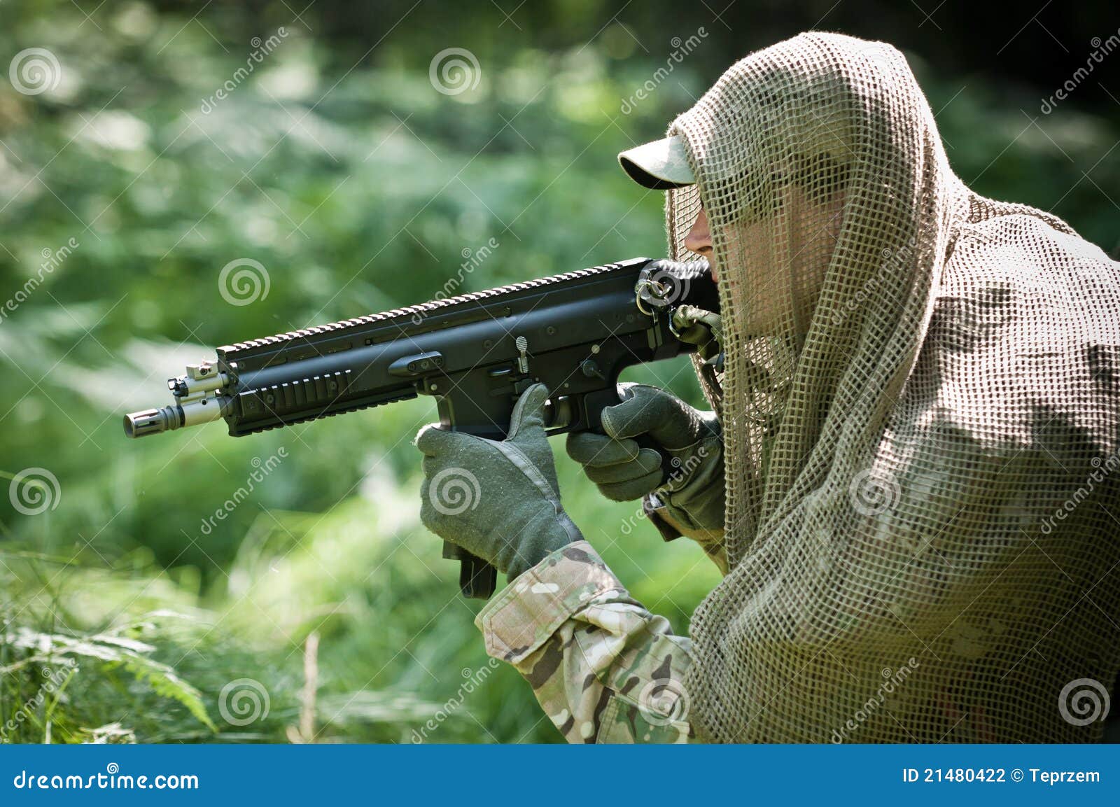 Alone Soldier Moving Quietly Stock Photo - Image of camouflage, korea ...