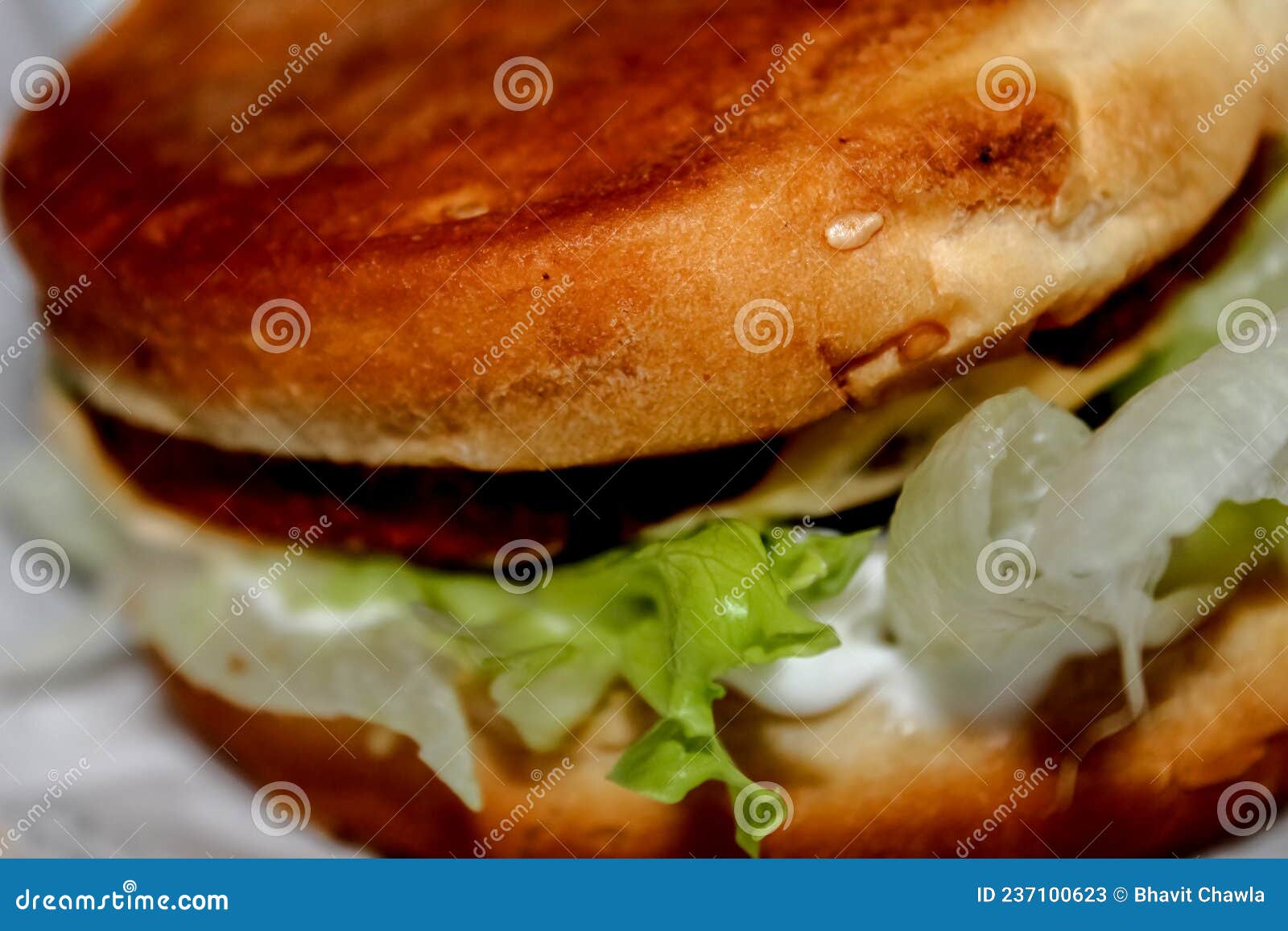 Aloo Tikki Burger in Brown Round Bread Stock Image - Image of deep ...