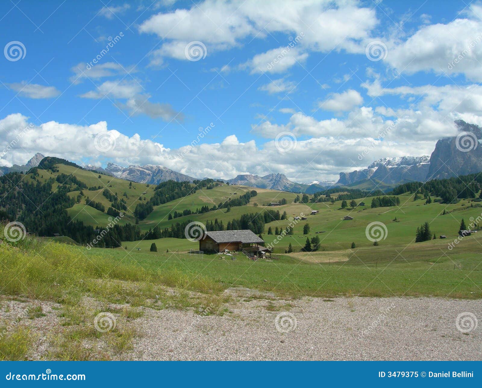 Alpe imagen de archivo. Imagen de valle, paisaje, alto - 3479375