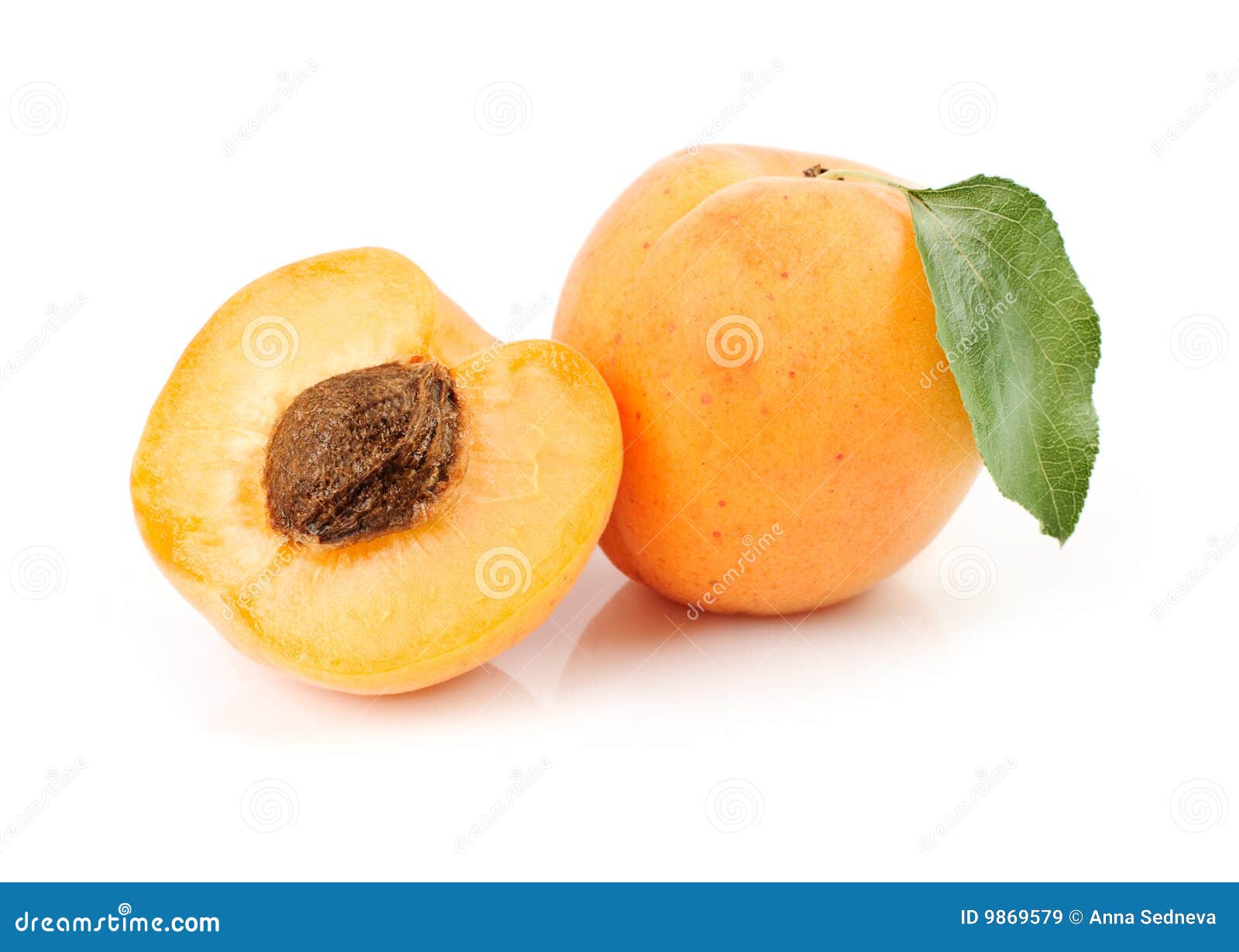 Alperces imagem de stock. Imagem de grupo, limpo, fruta - 9869579