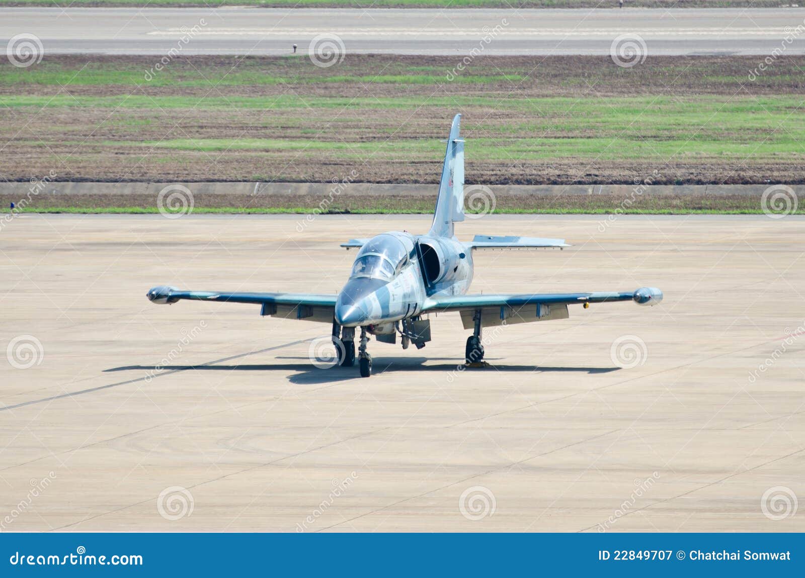 Alpha Jet editorial photography. Image of alpha, airshow - 22849707