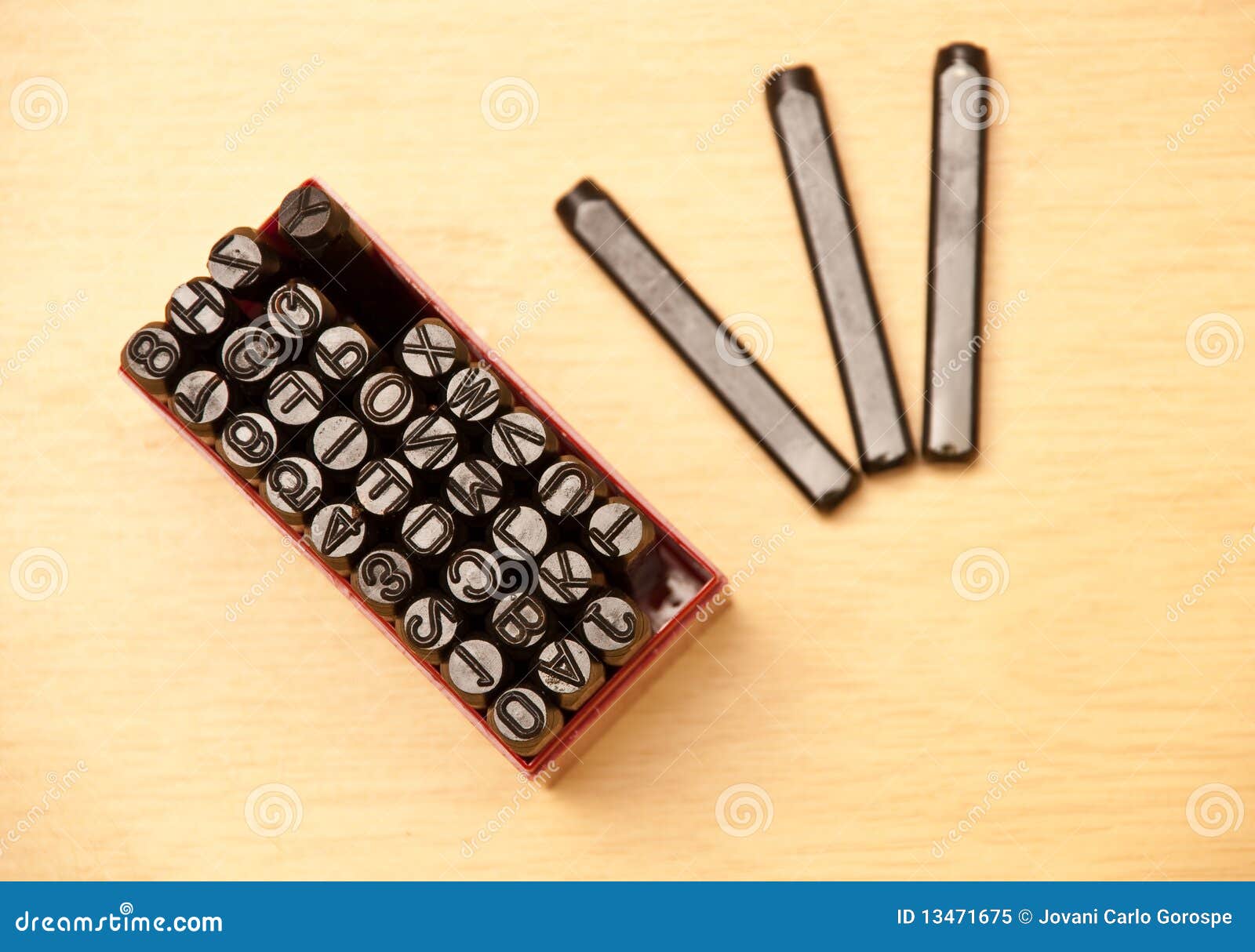 Alphabet-Stempel-Set stockbild. Bild von arbeit, apparat - 13471675