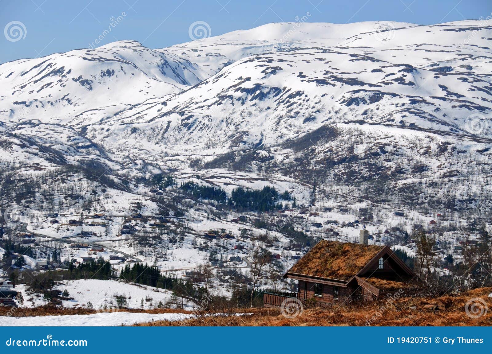 Alpine cabin with a view stock image. Image of snow, panorama - 19420751