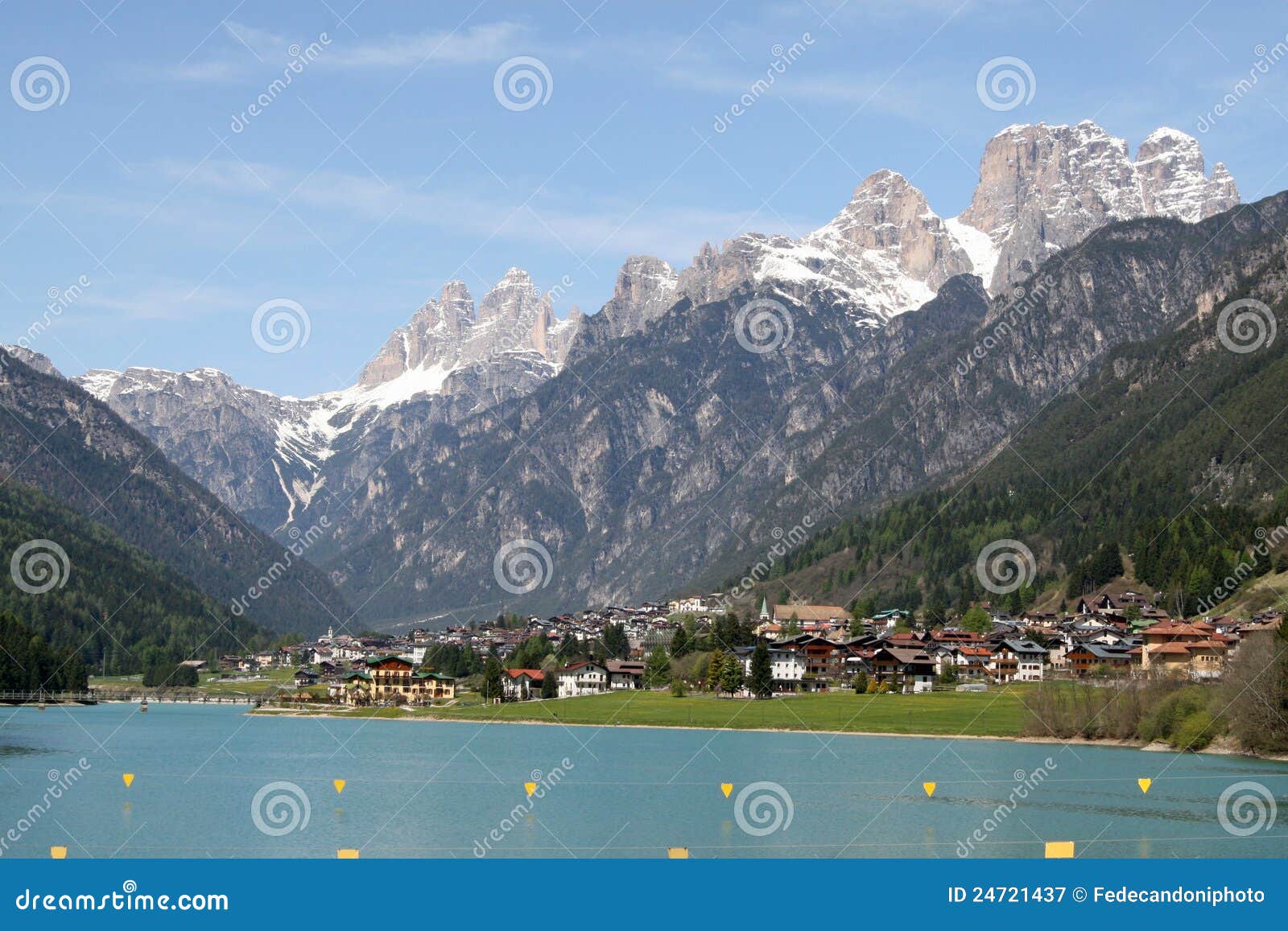 Alpine Lake of Auronzo and Mountains Stock Image - Image of belluno ...