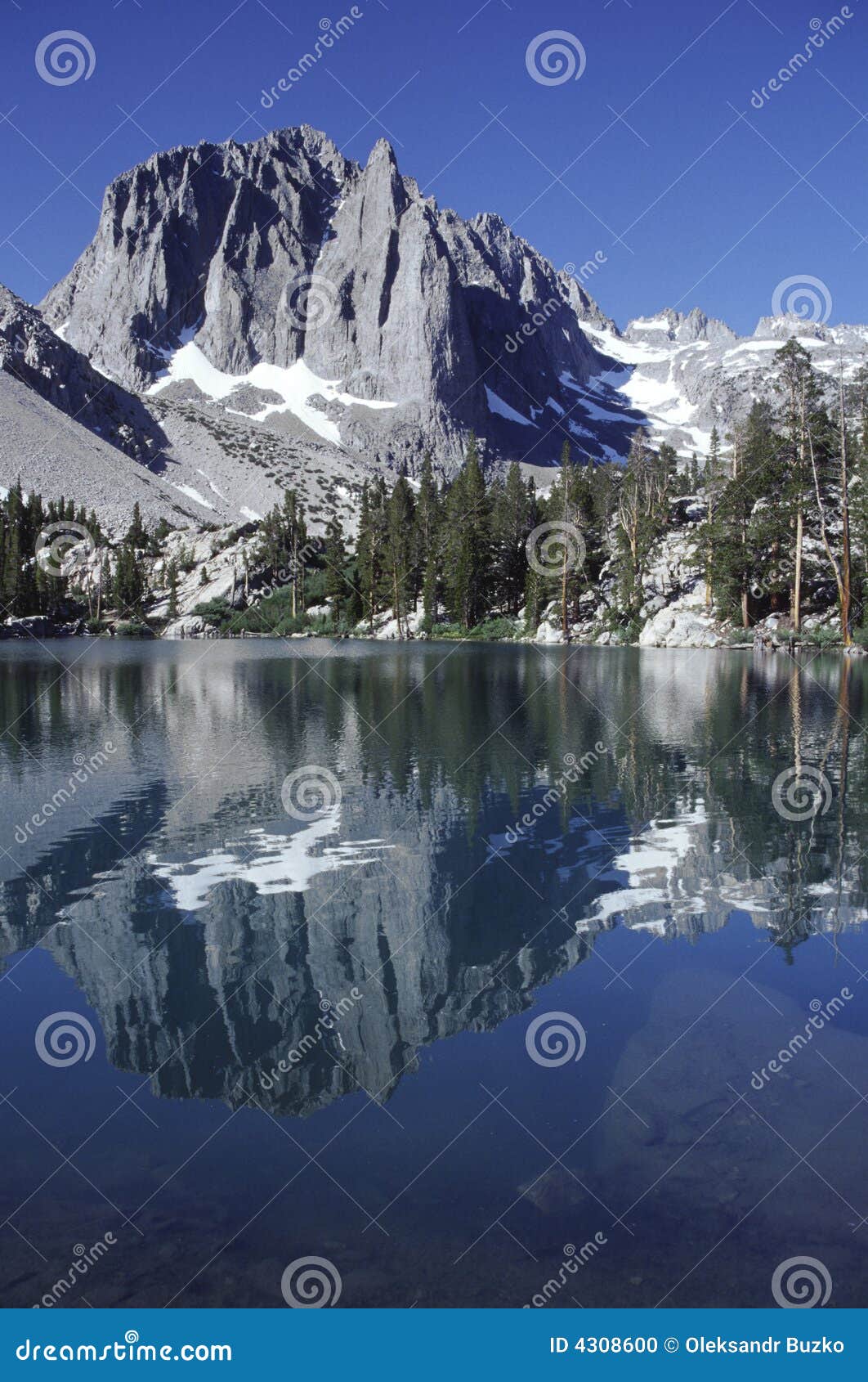 Alpine Lake in Sierra Nevada of California Stock Photo - Image of ...