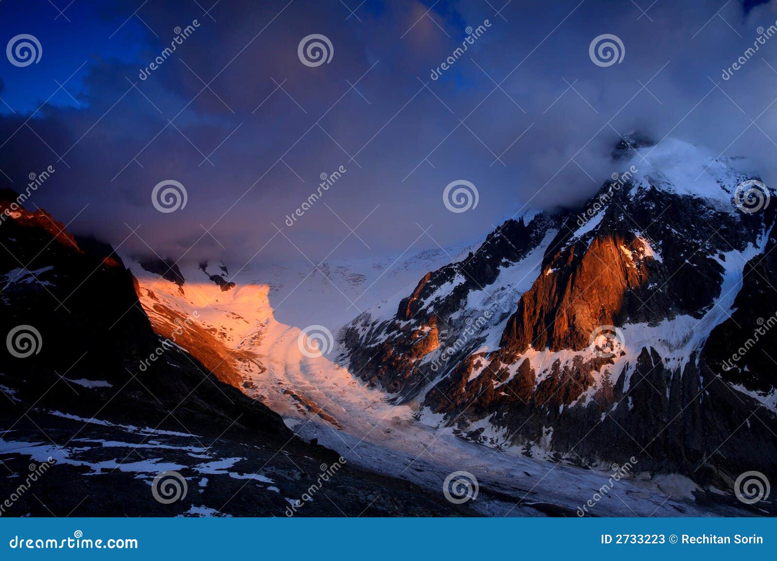 Alpine landscape stock image. Image of landscape, peaks - 2733223