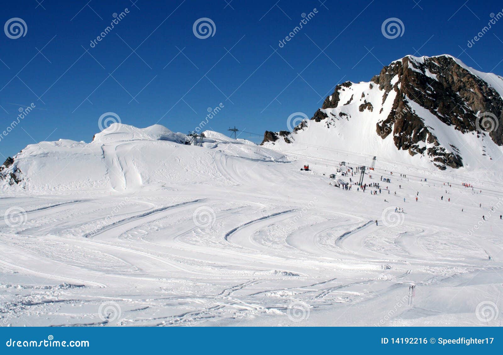 Alpine Ski Slope and Skiers Stock Photo - Image of winter, natyre: 14192216