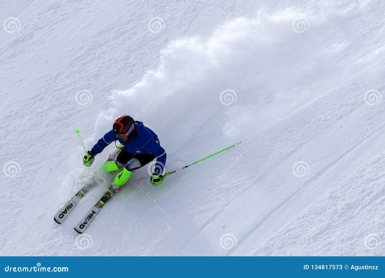 Alpine skier editorial stock photo. Image of pastime - 134817573