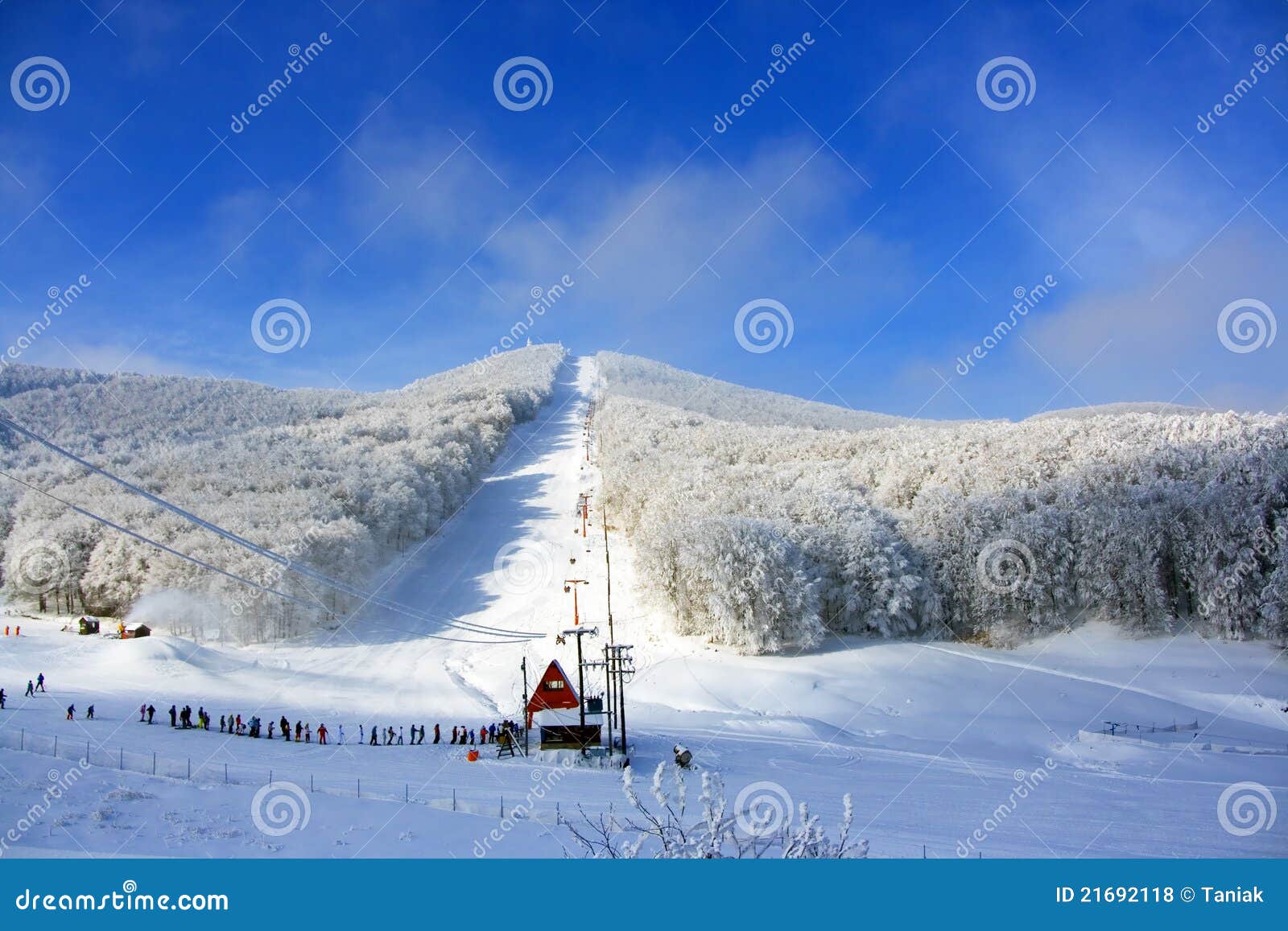 Alpine snow scene stock photo. Image of kioski, snowboard - 21692118