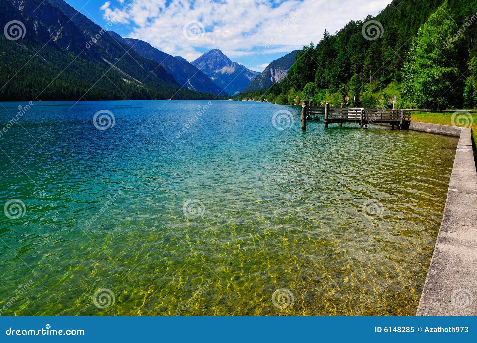 Alpiner See in Tirol 2 stockbild. Bild von hafen, treck - 6148285