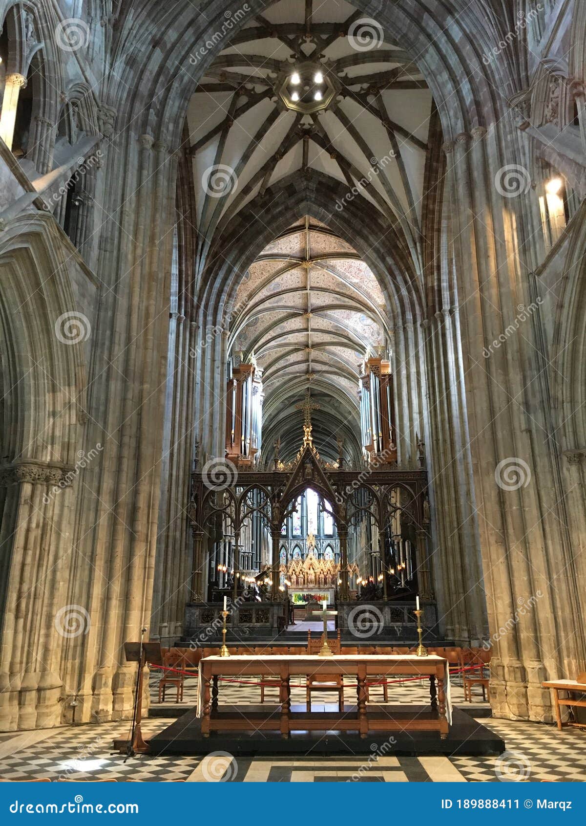Altar and Chancel of Worcester Cathedral, England, UK England UK Stock ...