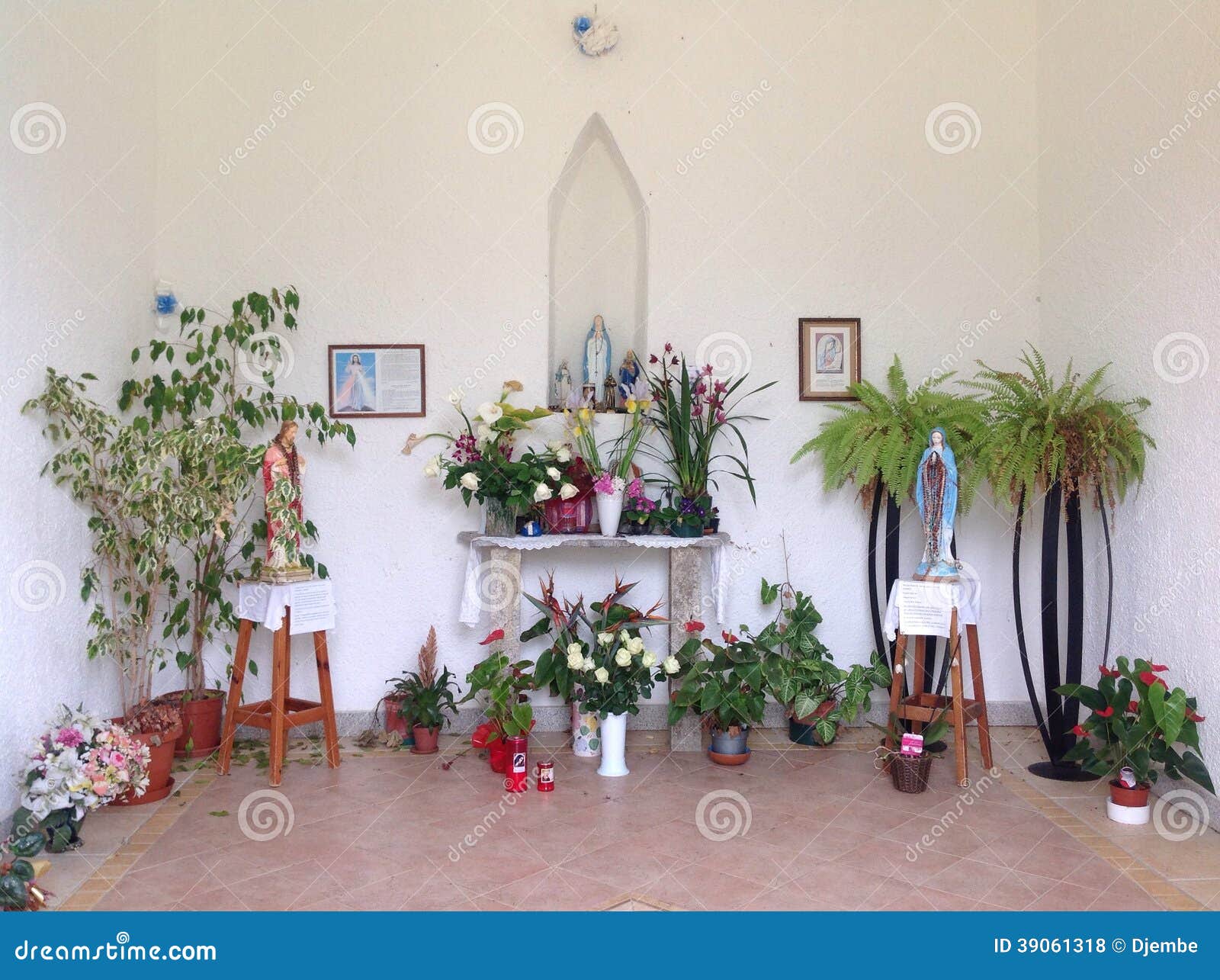Altar stock photo. Image of church, religion, altar, catholic - 39061318