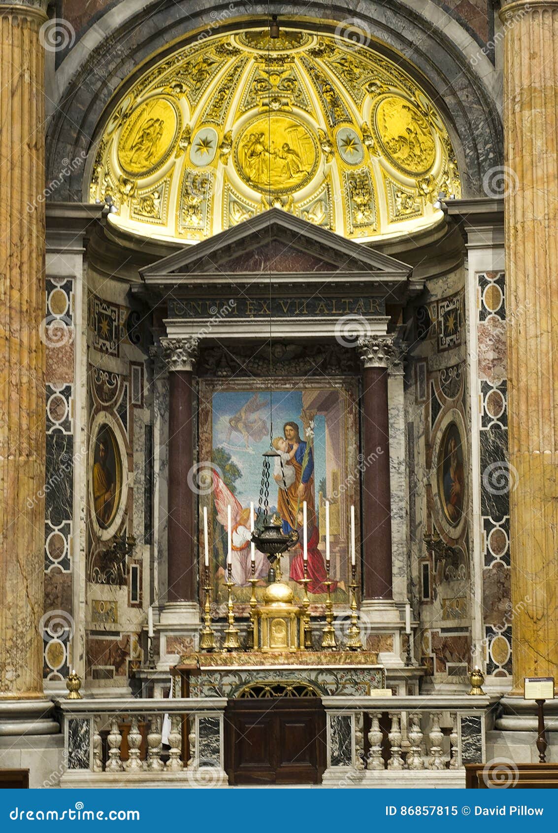 Altare Nella Basilica Di St Peter Immagine Editoriale - Immagine di ...