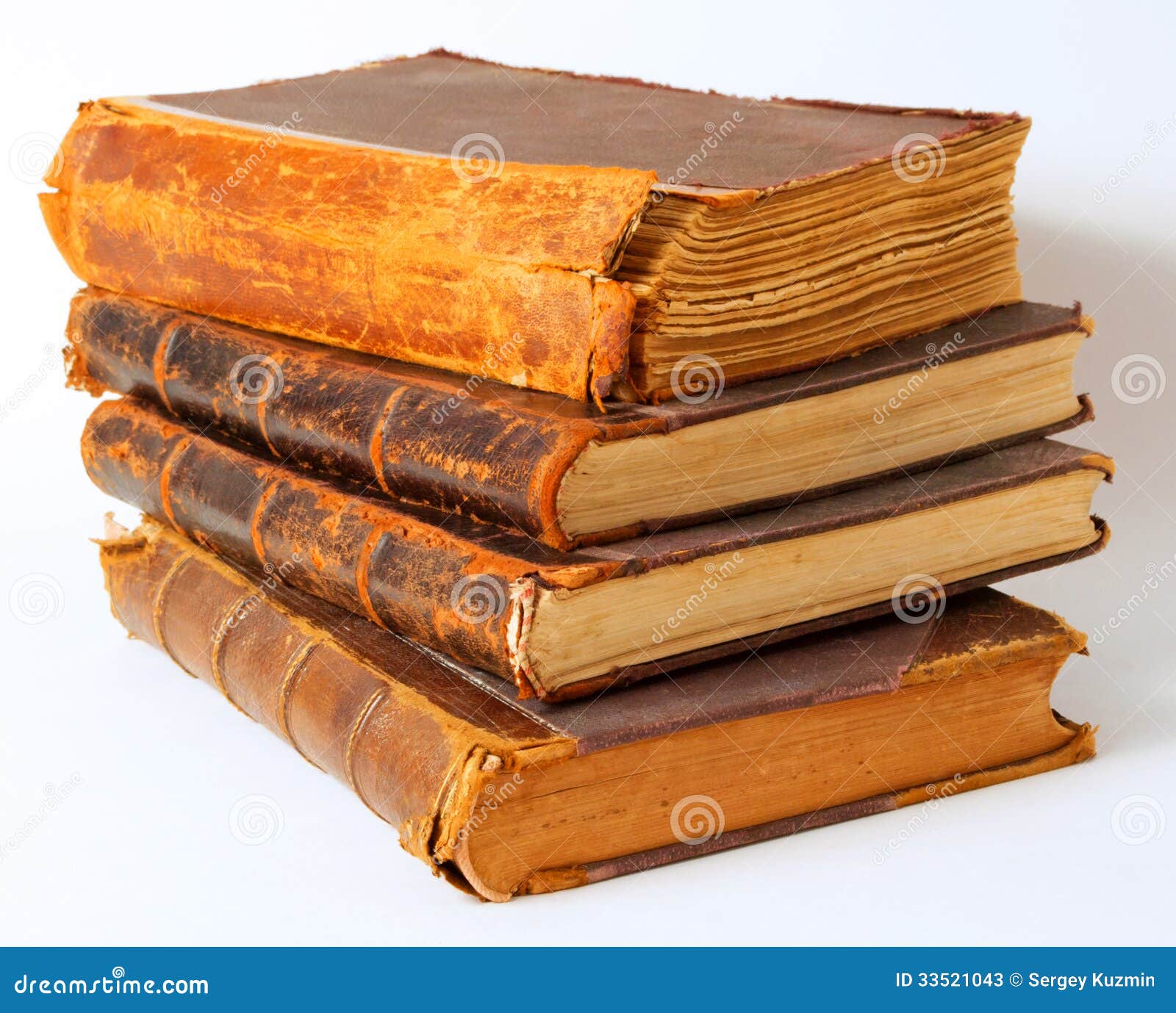 Alte Bücher. stockbild. Bild von stapel, ansammlung, bibliothek - 33521043