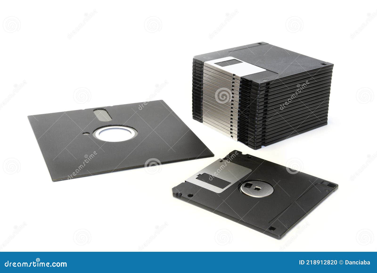 Alte Disketten Isoliert Auf Weiß Stockfoto - Bild von format, blau ...