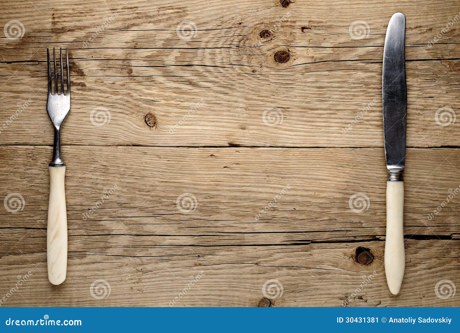 Alte Gabel und Messer stockbild. Bild von hölzern, gemasert - 30431381