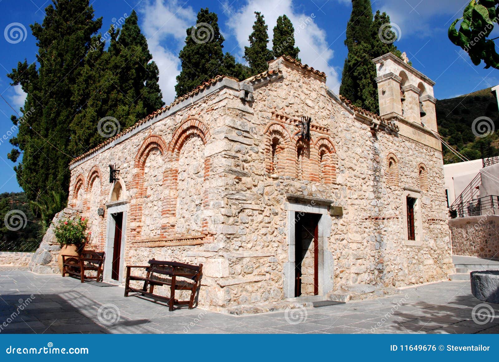 Alte Kirche in Kreta stockfoto. Bild von kreta, bogen - 11649676
