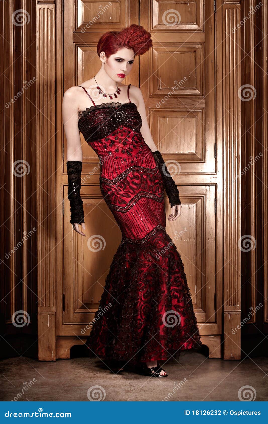 Alte mode fotografia stock. Immagine di persona, vestito - 18126232