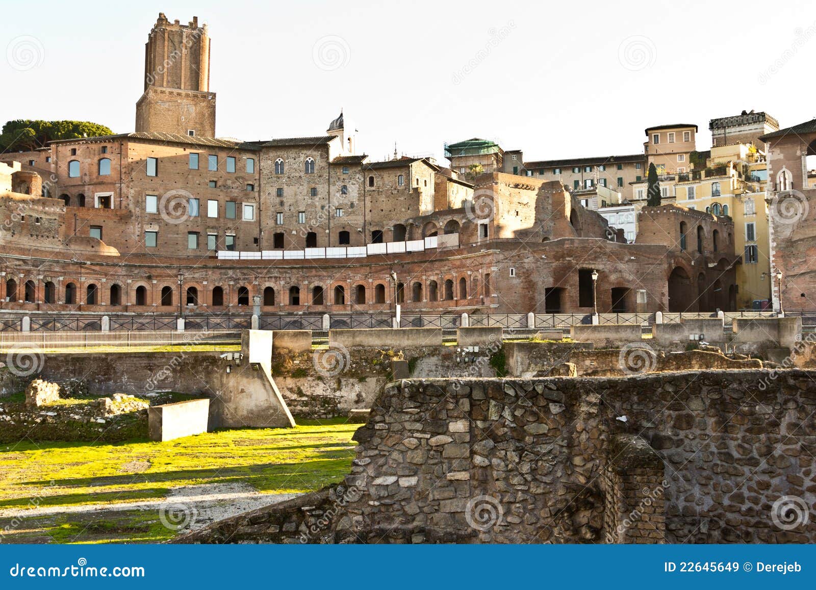 Alte Rom-Ruinen stockbild. Bild von europa, forum, römisch - 22645649