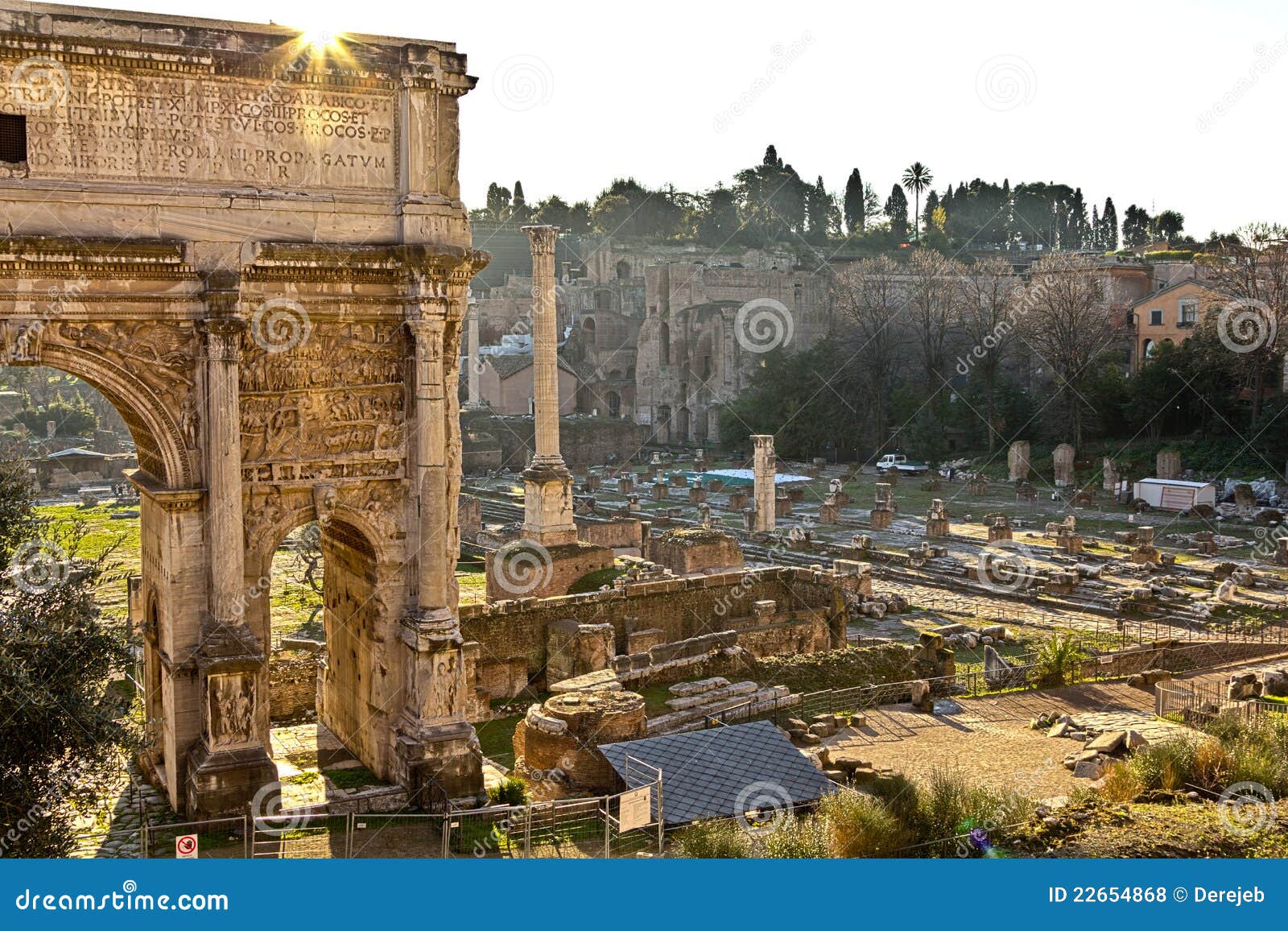 Alte Rom-Ruinen stockfoto. Bild von aufgebaut, vesta - 22654868