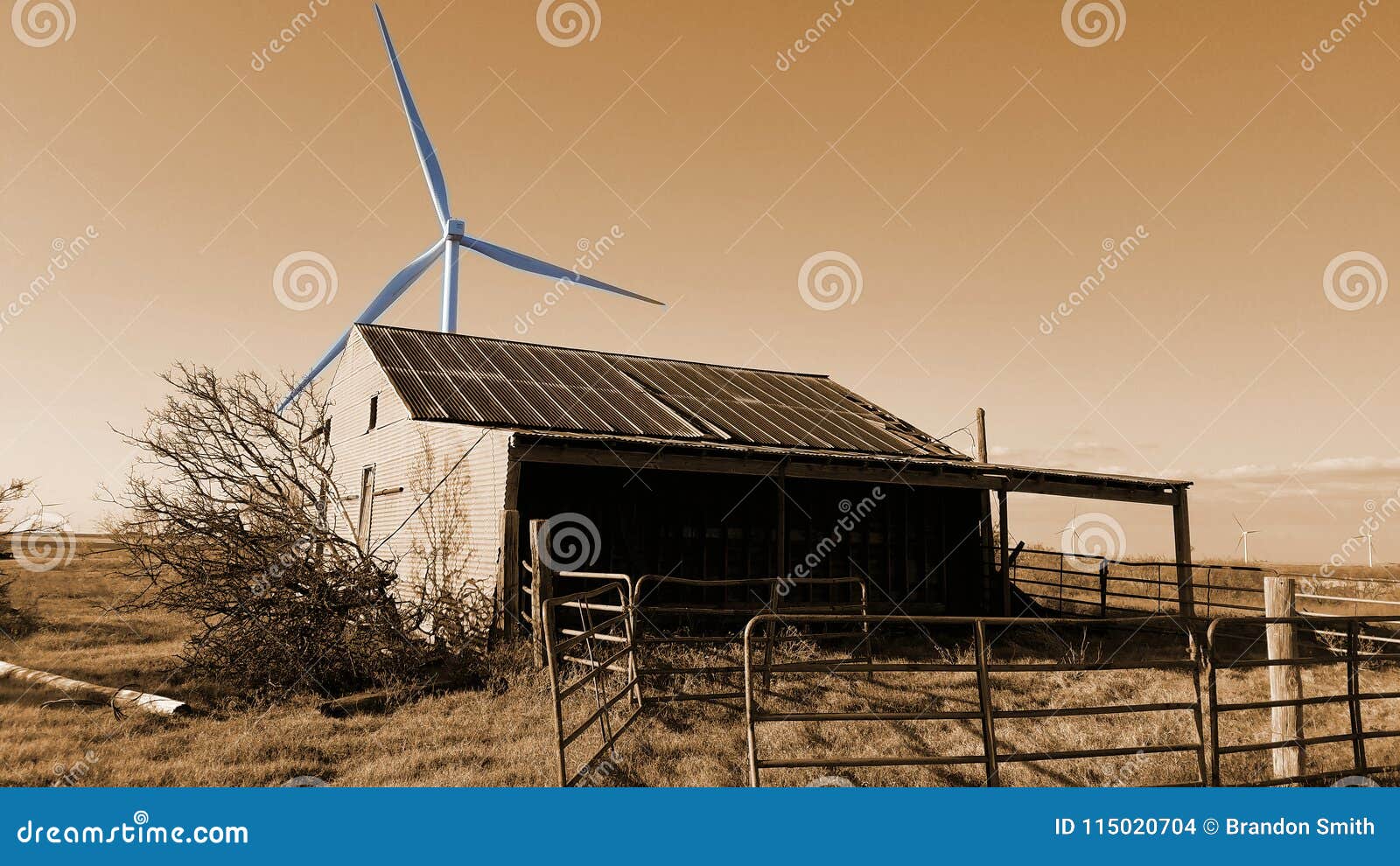 Alter Elektrischer Generator Hay Barn and Wind Powers Stockfoto - Bild ...
