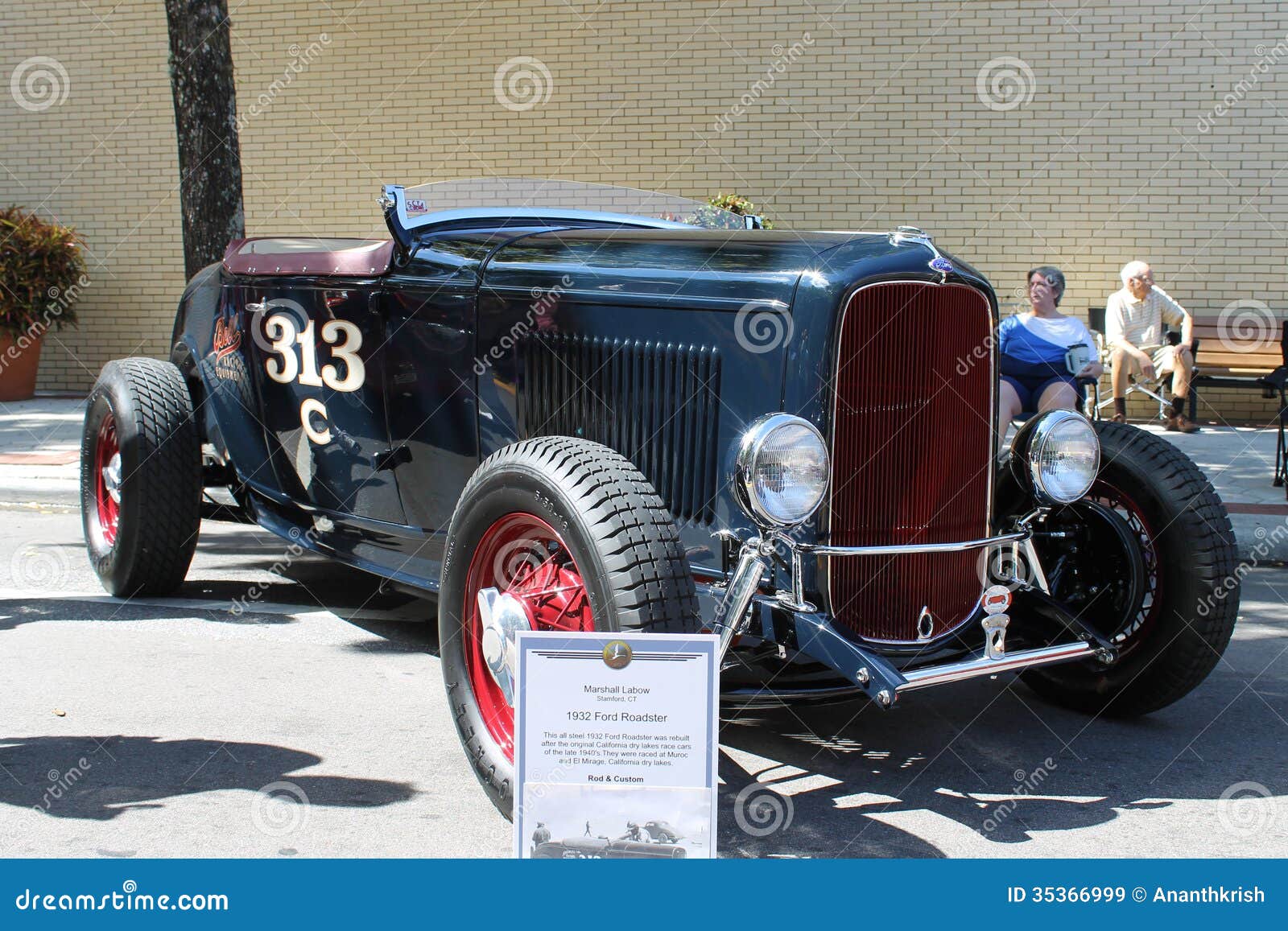 Alter Ford Roadster Car an Der Autoshow Redaktionelles Stockbild - Bild ...